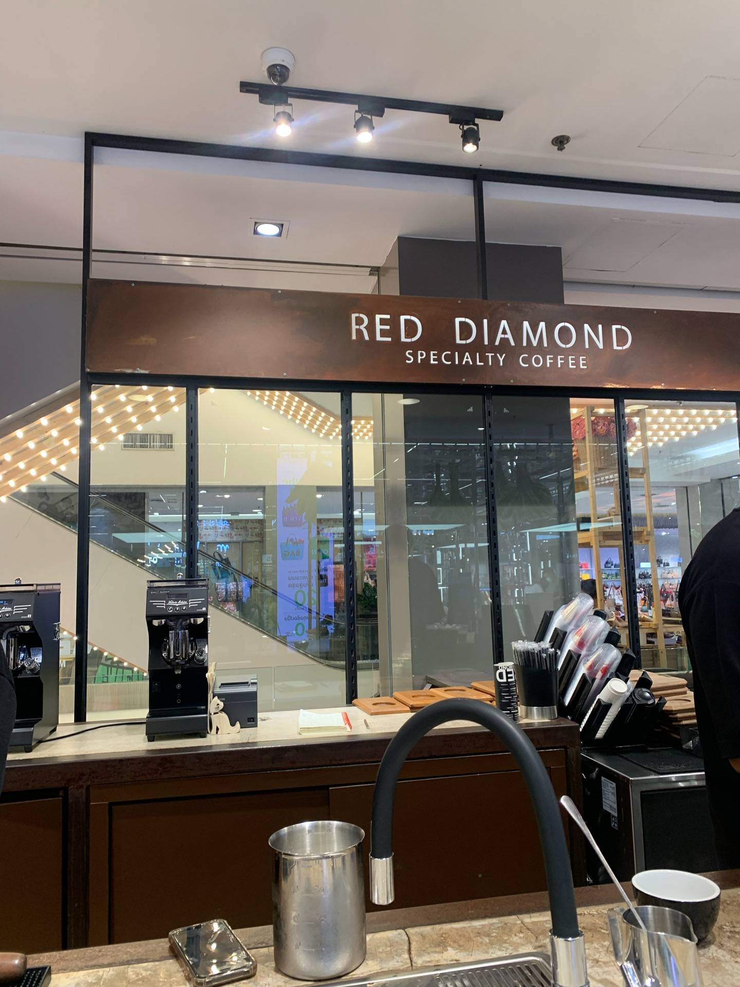 รูป Red Diamond Cafe เซ็นทรัล ลาดพร้าว - Wongnai