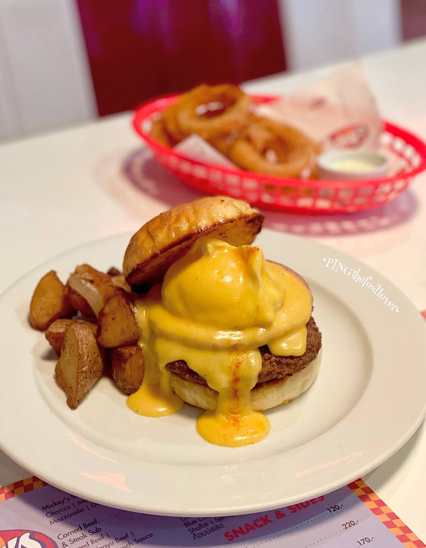 รีวิว Mickey's Diner BKK - American Style Dinning in Bangkok - Wongnai