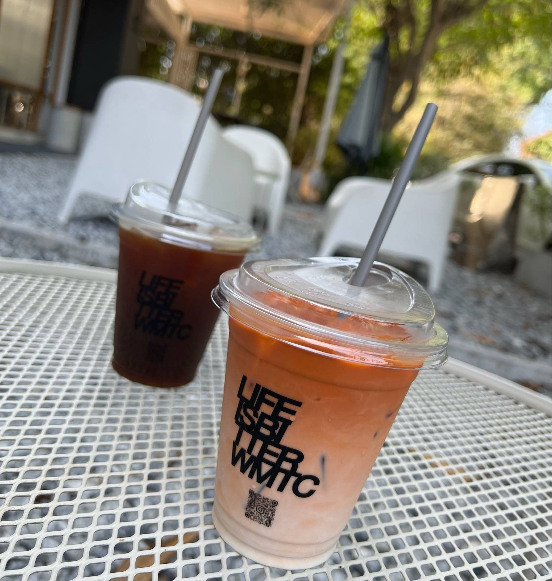 รีวิว Life is Bitter, way more than coffee - ร้านกาแฟ นั่งสบาย อารมณ์ ...