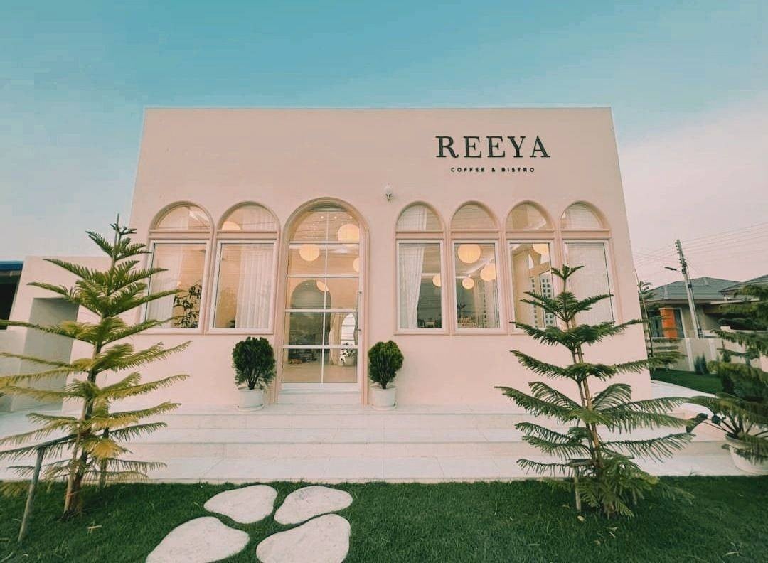 รีวิว Reeya Coffee & Bistro - ไม่ลองแล้วจะรู้ได้ไง