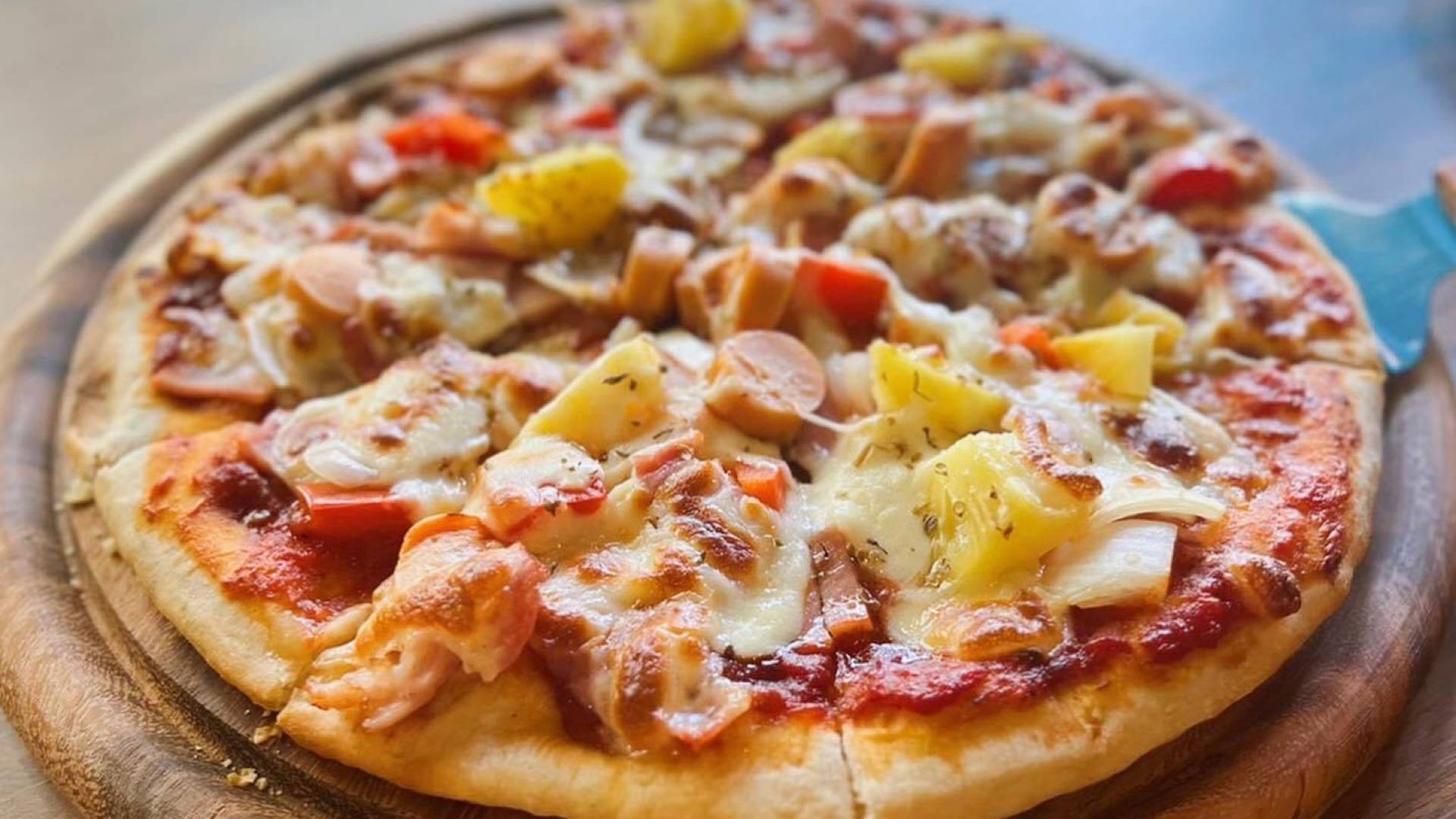 Have a Good PIZZA Day The local ari - สั่งอาหารเดลิเวอรี | Wongnai x ...