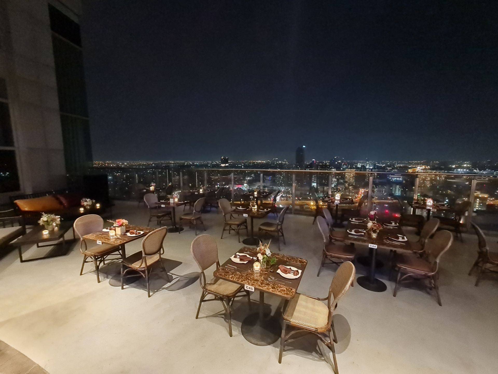 รูป Cielo Sky Bar & Restaurant - Wongnai