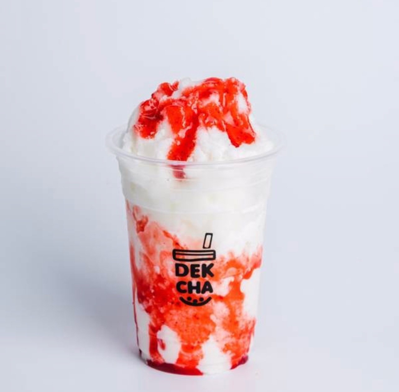 รีวิว Dek-cha สาขาหลังโรบินสันศรีราชา - ร้านน่ารัก มินิมอล น้ำอร่อยกลมกล่อมค่ะ