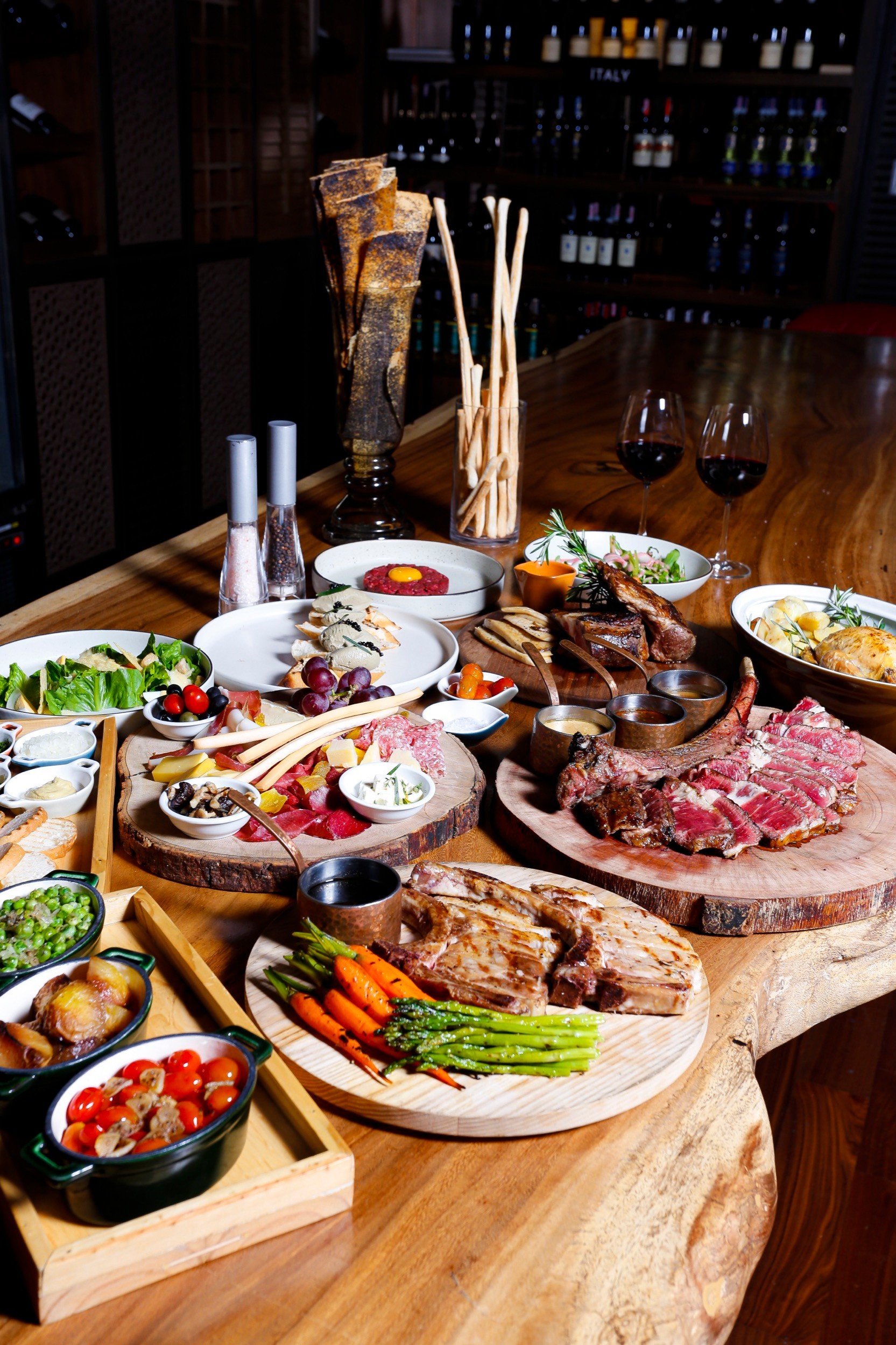 ดีลส่วนลดพิเศษร้าน Italthai Cellar Come 4 Persons Get Complimentary ...