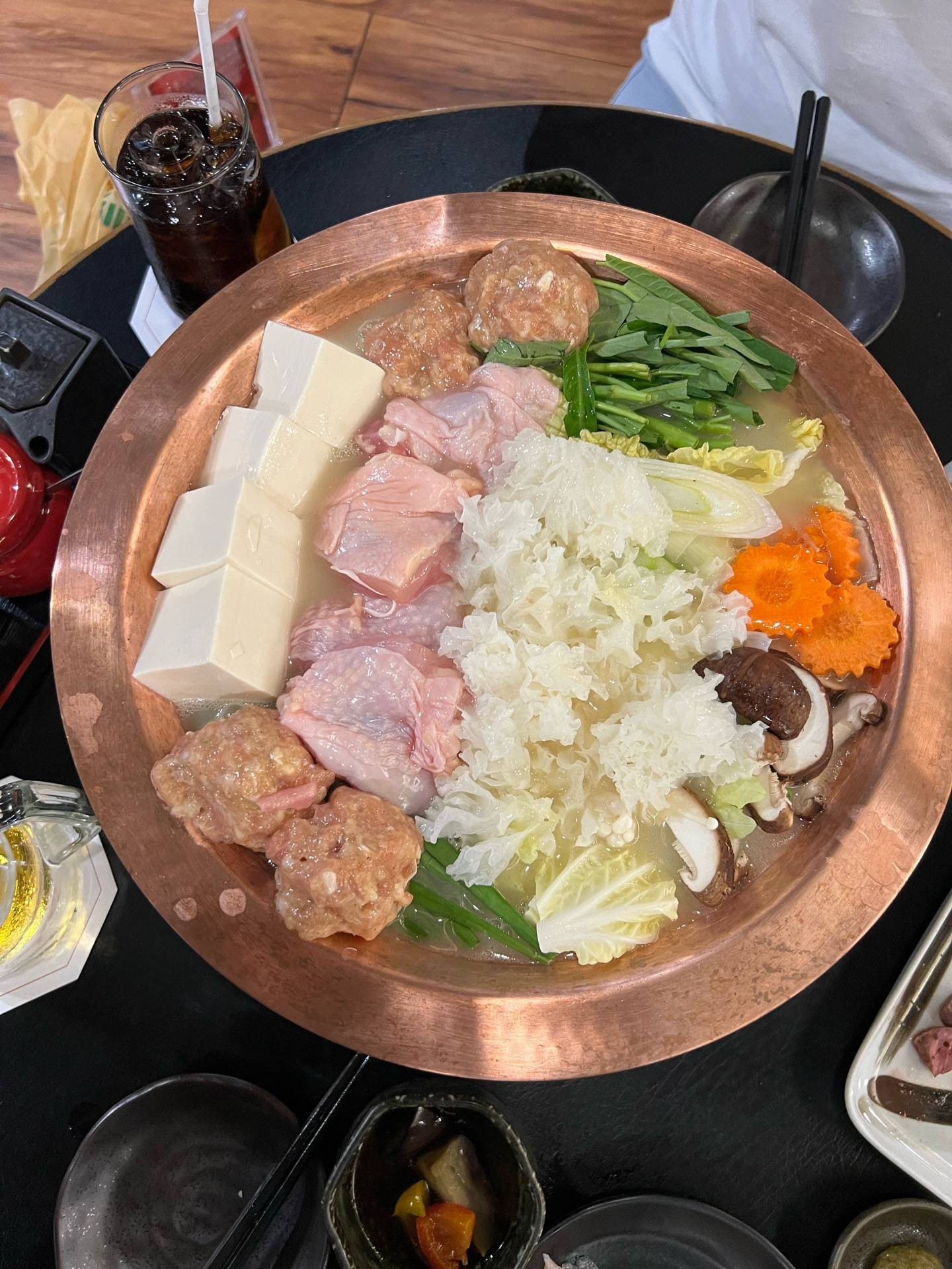 รูป Torihada พร้อมพงษ์