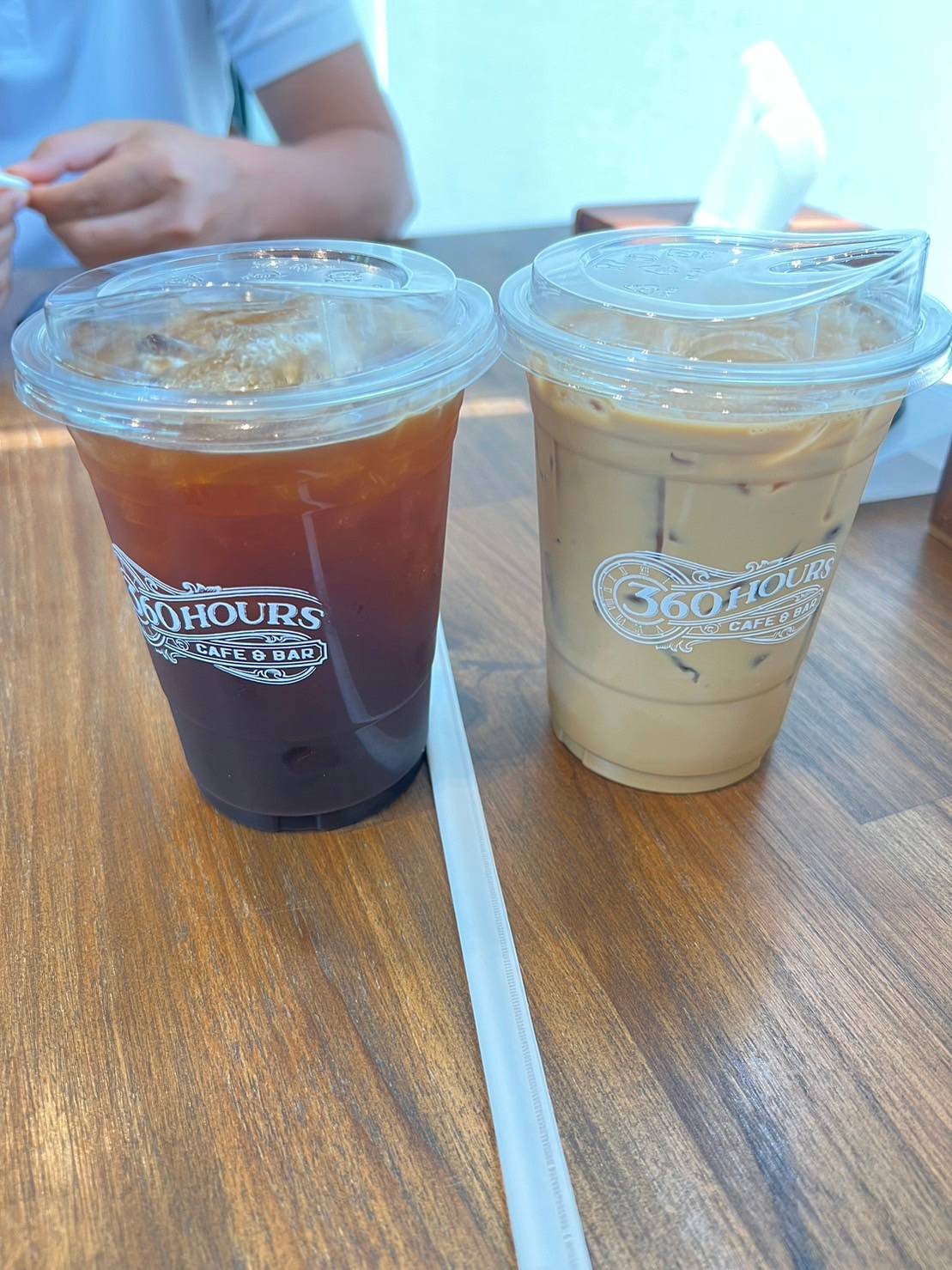 รูป 360 Hours Cafe & Bar