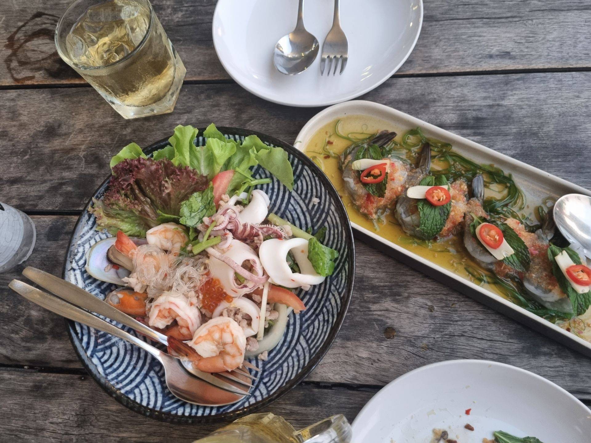 รูป Mellow Restaurant & Bar The Crystal