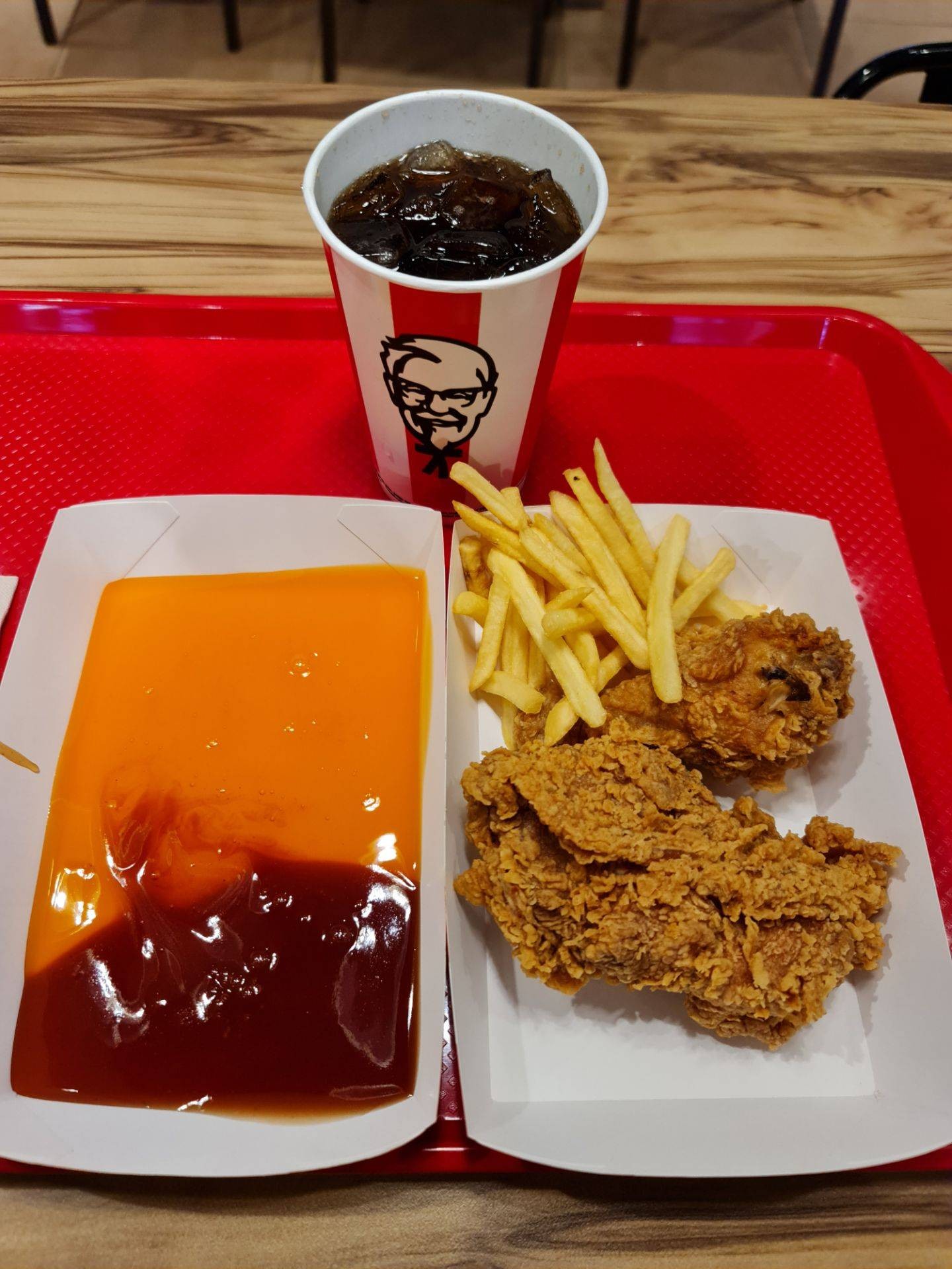 รีวิว KFC เดอะพาซิโอพาร์คกาญจนาภิเษก - KFC กินได้บริการไม่ดี - Wongnai