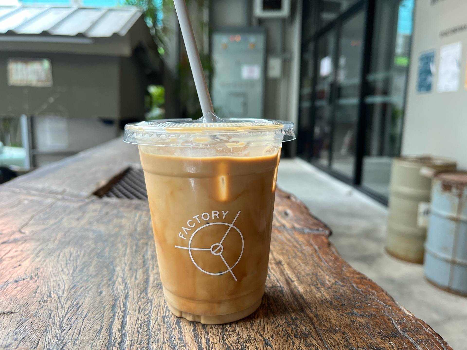 รีวิว Factory Coffee - BKK พญาไท - ร้านกาแฟที่มีลูกค้าชาวต่างชาติเยอะ ...