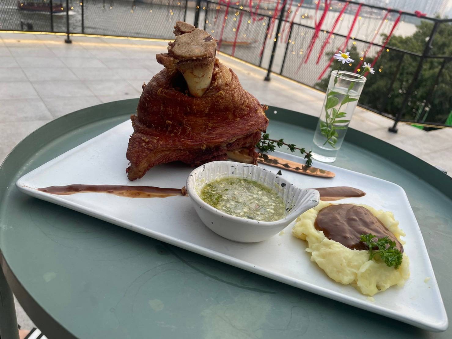 รีวิว Rim Rooftop Dining & Bar - Good Dining Restaurant next to the river