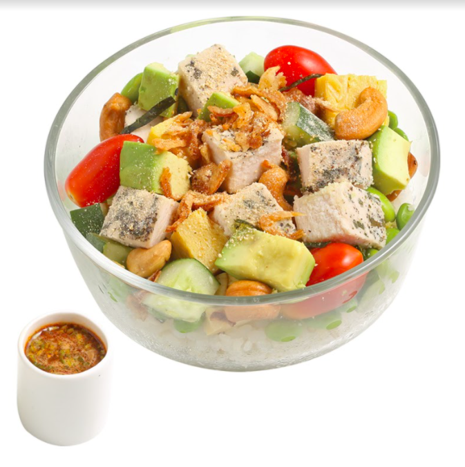 ข้าวหน้าลาบอกไก่ • ข้าวหน้าลาบอกไก่ ร้าน Jones' Salad ฟิวเจอร์ พาร์ค รังสิต