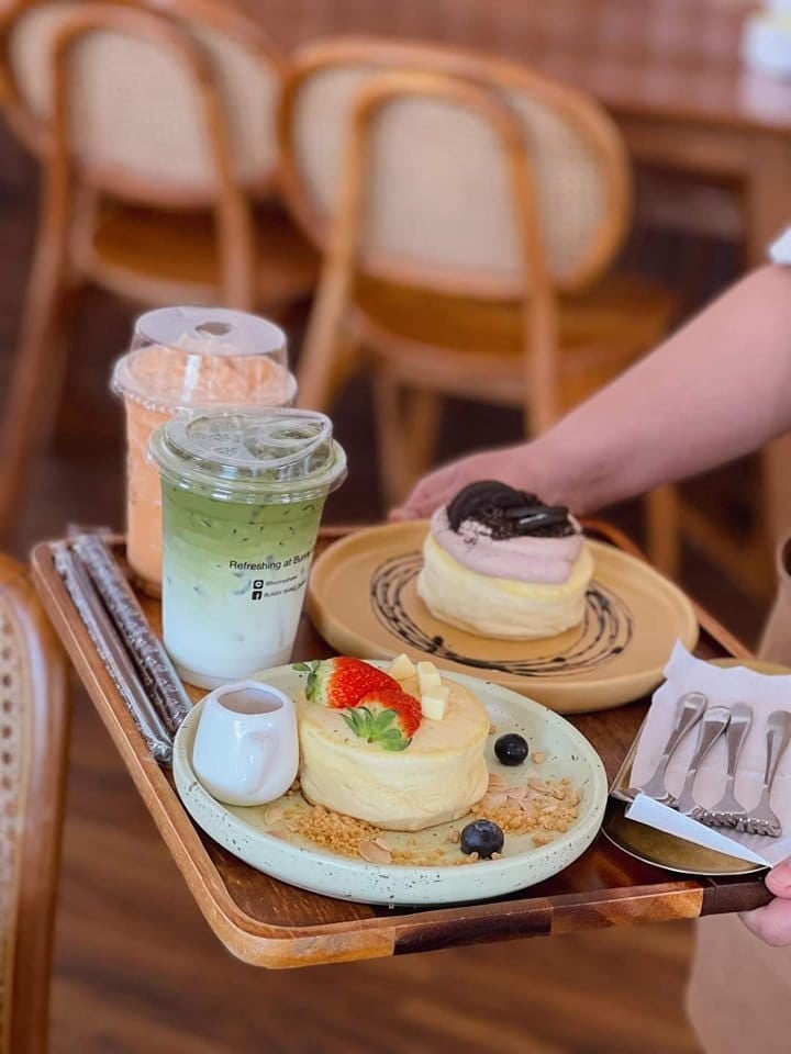 รีวิว BUNNY SHAKE CAFE ศาลายา