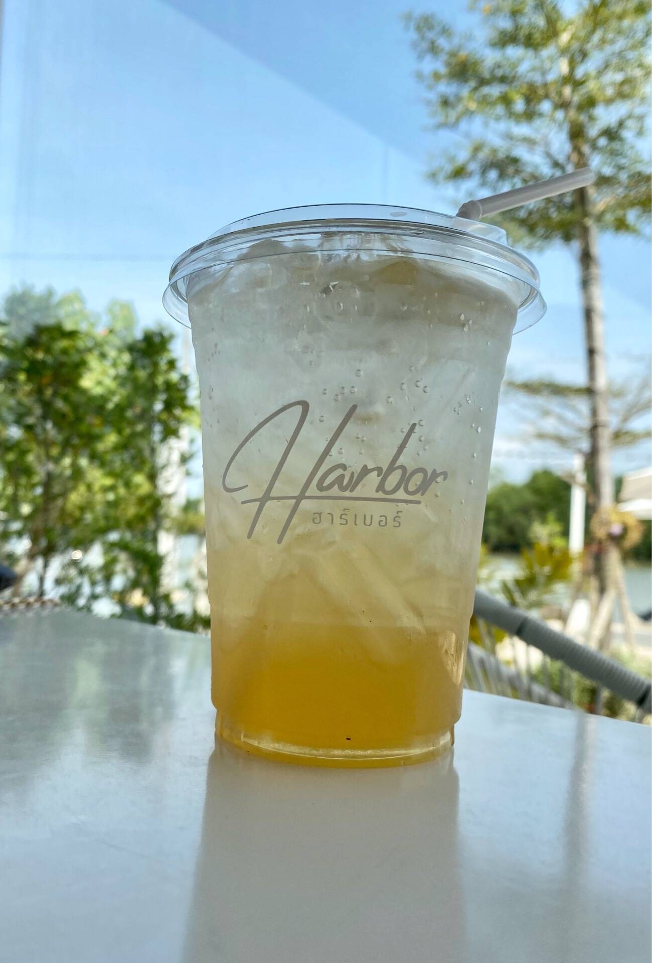 รีวิว Harbor Cafe - ร้านสวย มีมุมถ่ายรูป