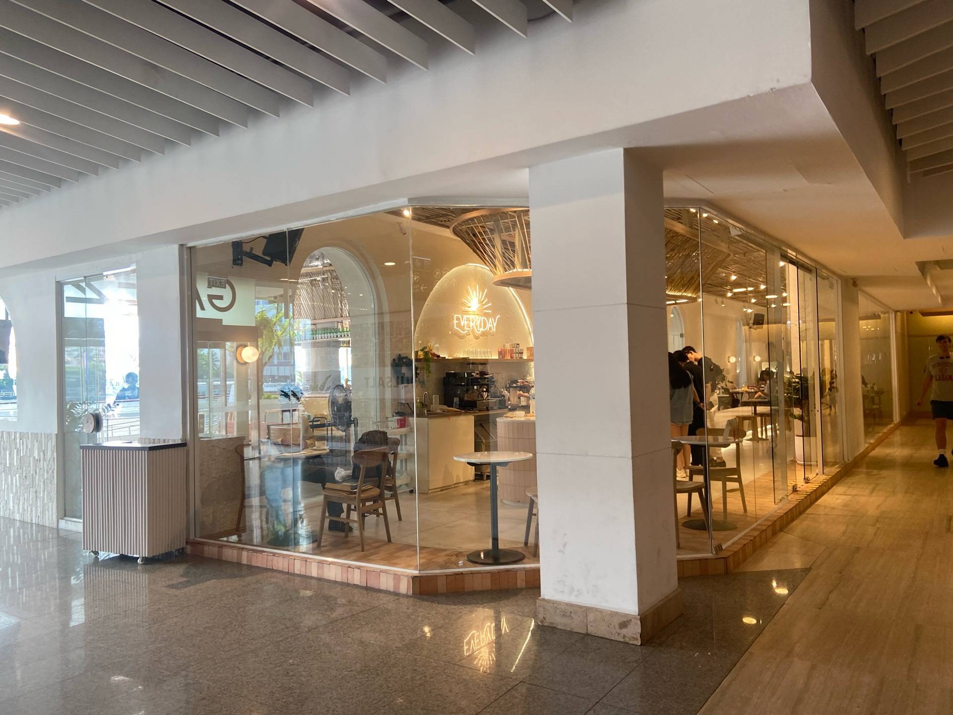 รีวิว Everyday mookrata & cafe Riverside - คาเฟ่สวย บริการดี