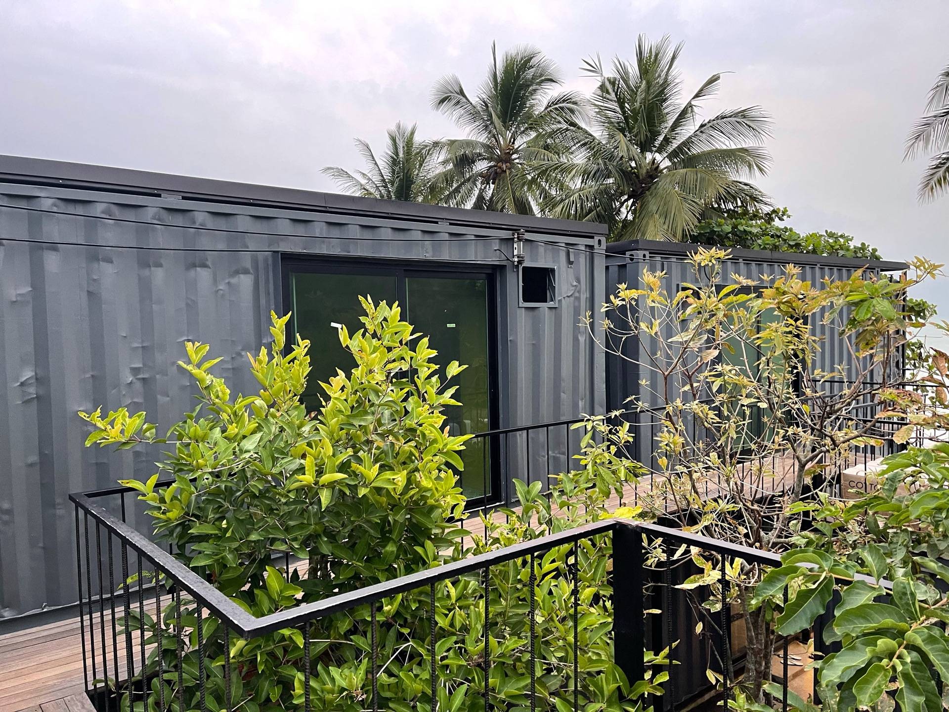 รูป The beach container resort