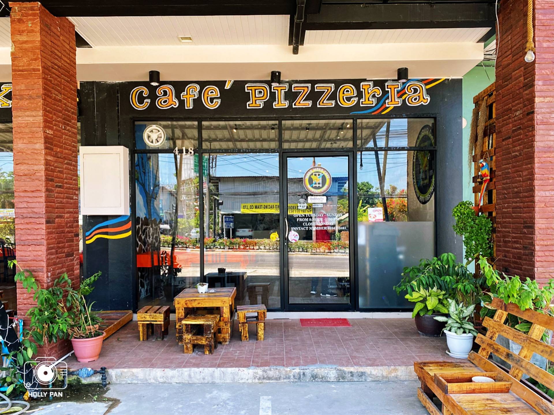 ร้าน Waka Waka cafe and restaurant | รีวิวร้านอาหาร