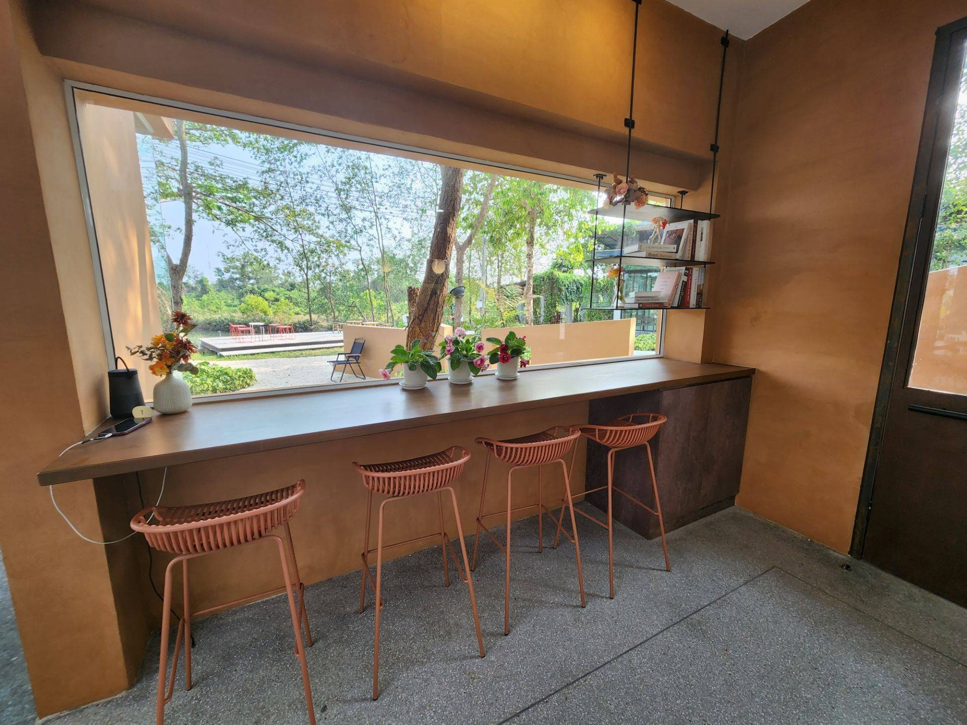 รูป Sicha’s cafe and restaurant จันทบุรี