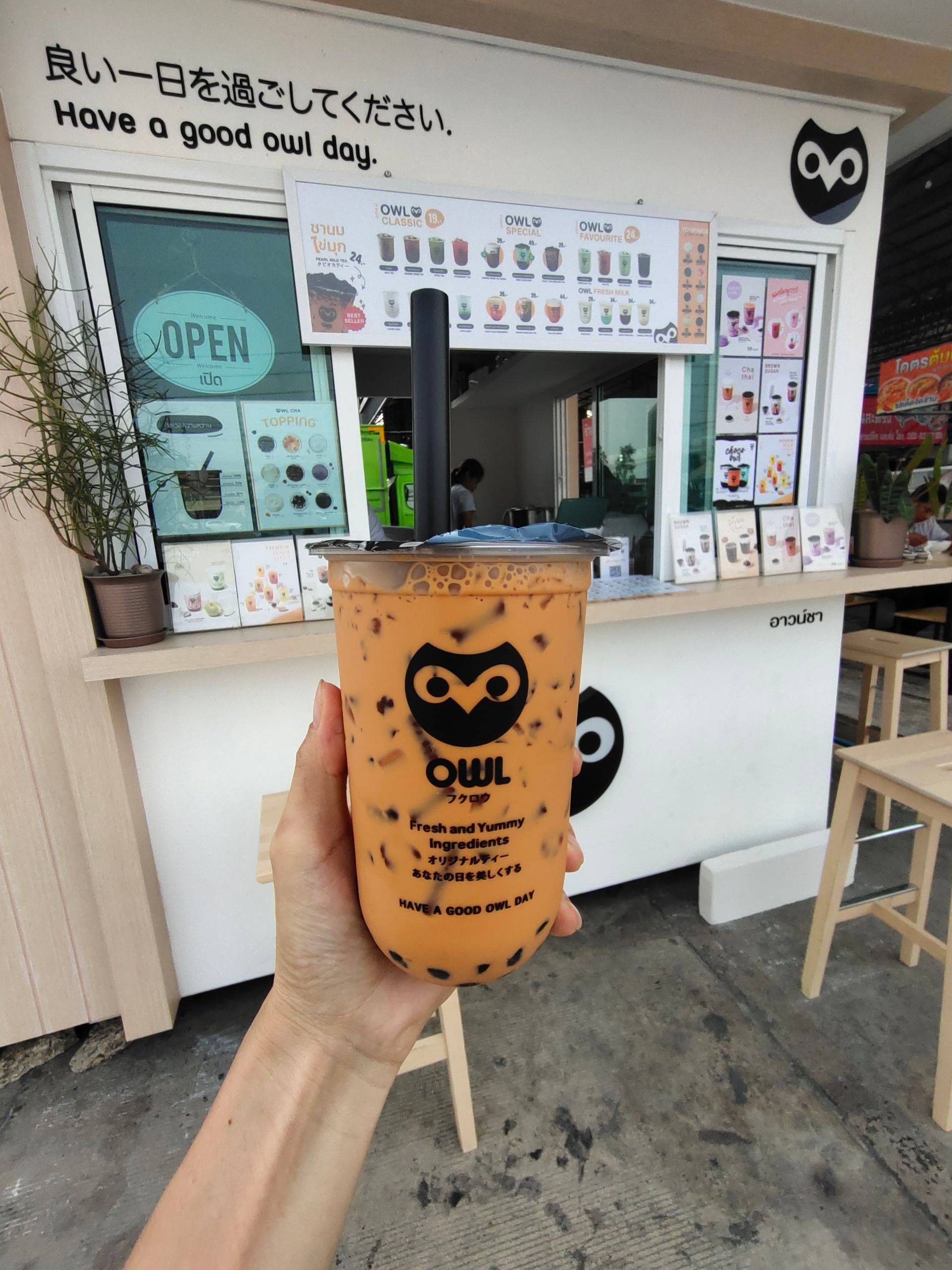 รีวิว OWL CHA ตลาดหัวถนน เทพารักษ์ ตลาดหัวถนน เทพารักษ์ - ชาไทยอร่อย เข้มข้น พนักงานร้านบริการดี ...