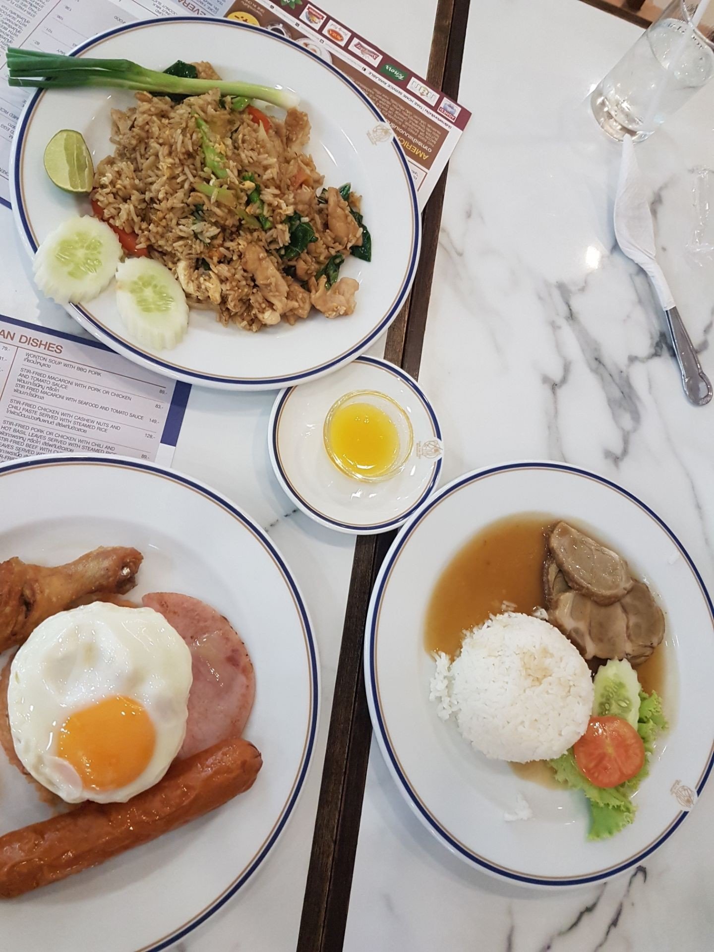 รีวิว ถูกและดี INT INTERSECT พระราม3 - เมนูเยอะ จานใหญ่ จุกๆ