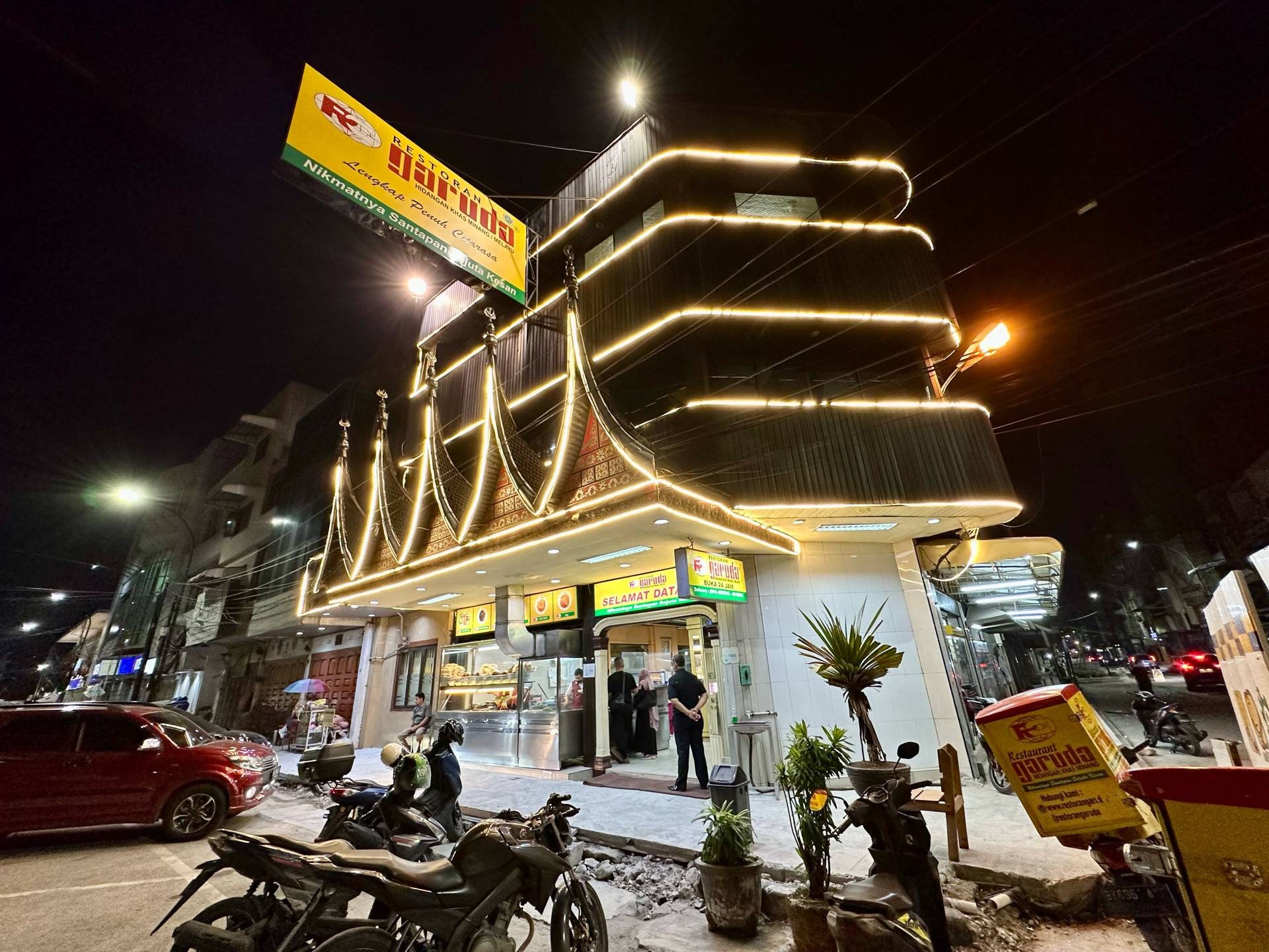รีวิว Restoran garuda Medan - ร้านข้าวแกงสไตล์อินโดนีเซีย สั่งมาให้เต็ม ...