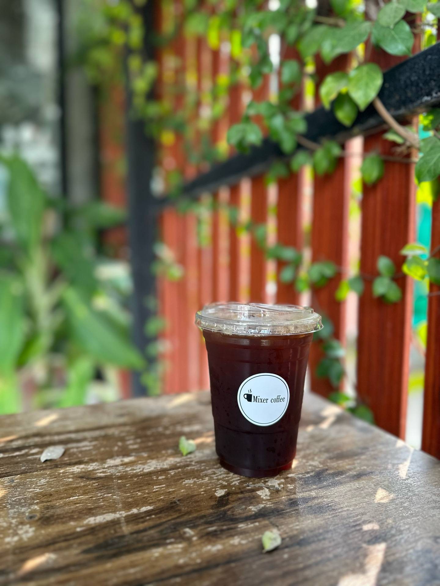 รีวิว MIXER COFFEE - กาแฟ เข้มๆ ริมทางไปสะเมิง