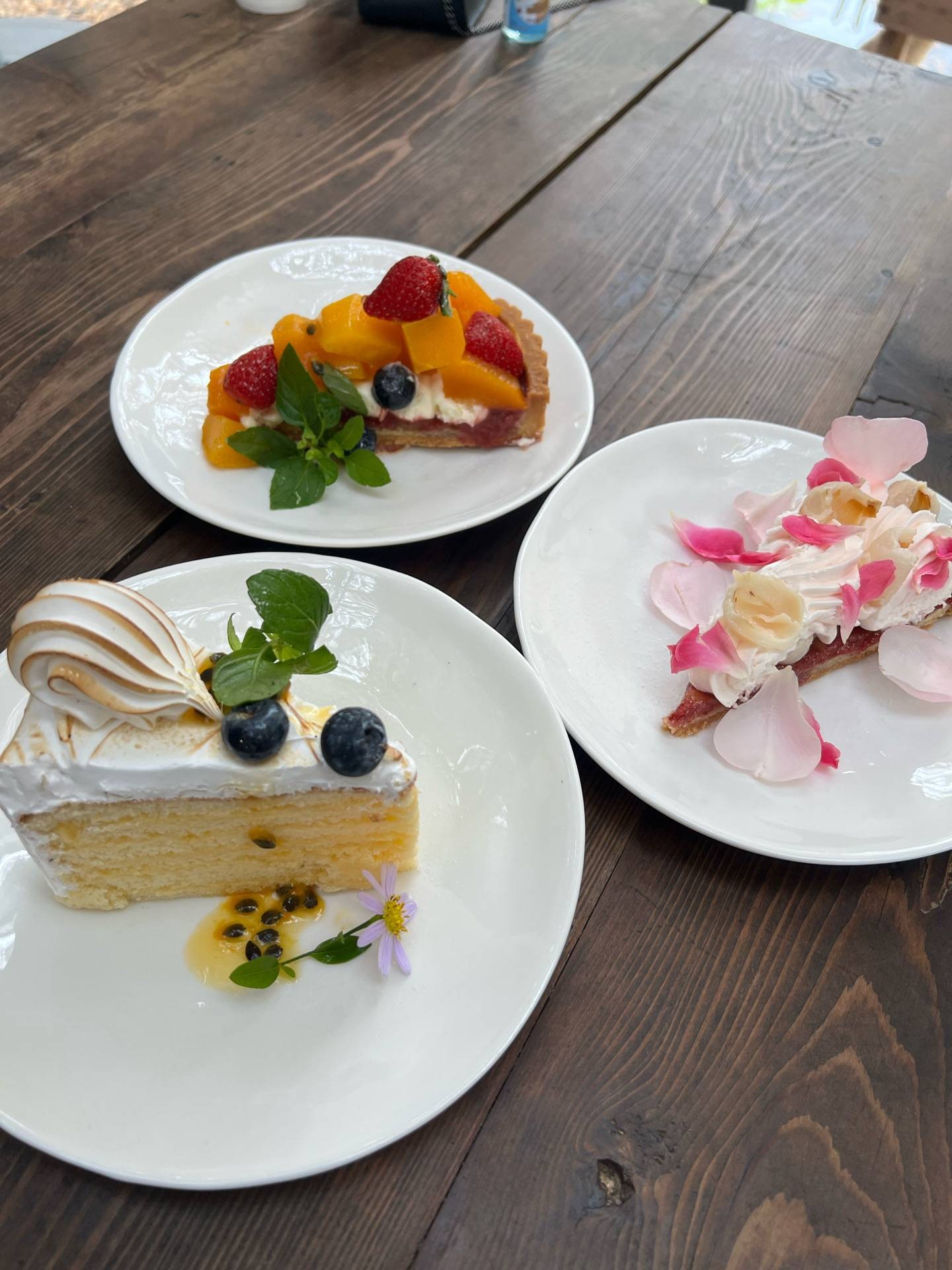 รีวิว Barn Naa Cafe - Barn Naa cafe ร้านเค้กชื่อดังของจังหวัดอุดร - Wongnai