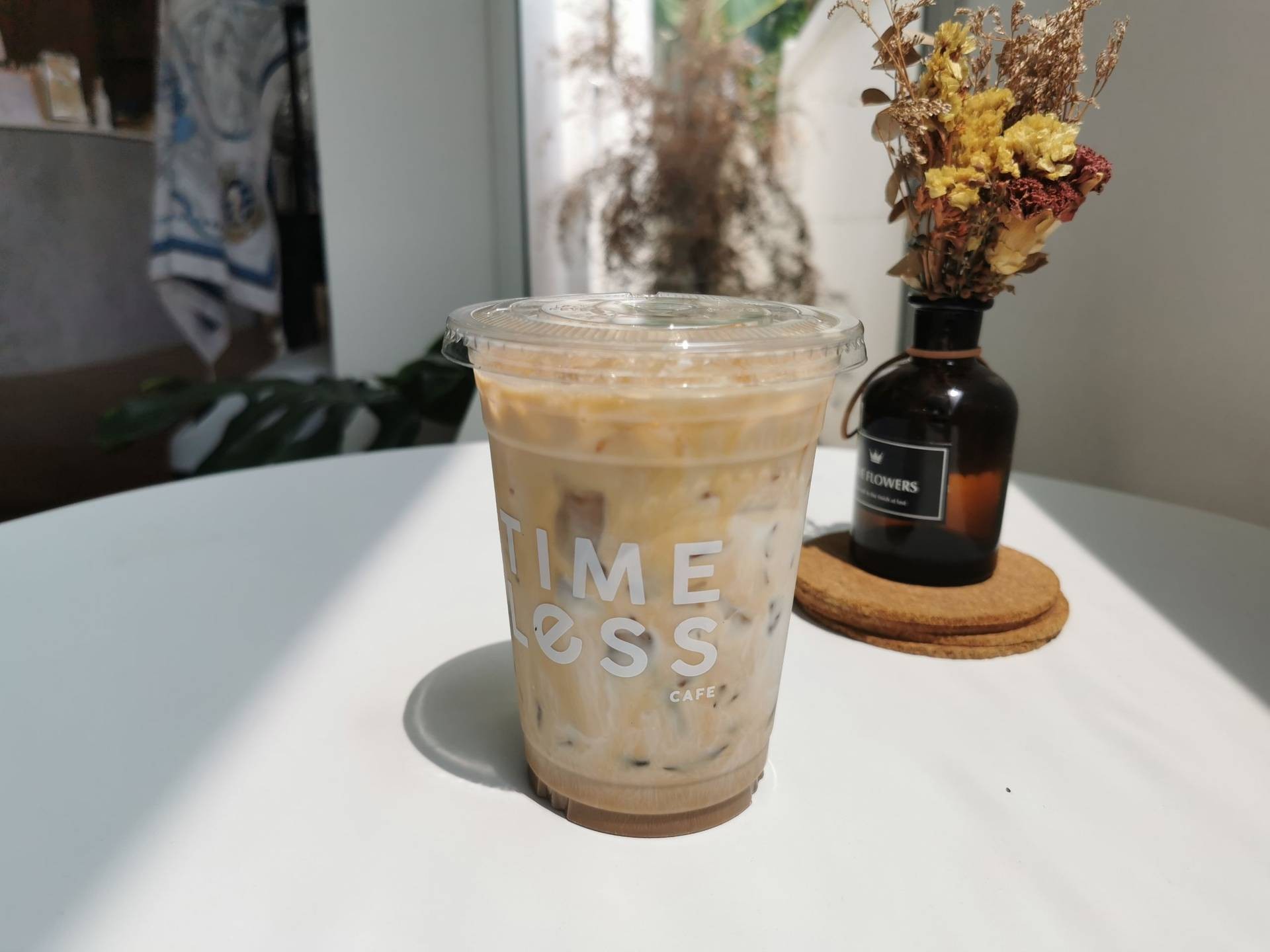 รีวิว TIMELESS CAFE BKK สะพานใหม่ - ร้านกาแฟ นั่งชิว ราคาไม่แพง มีเมล็ด ...
