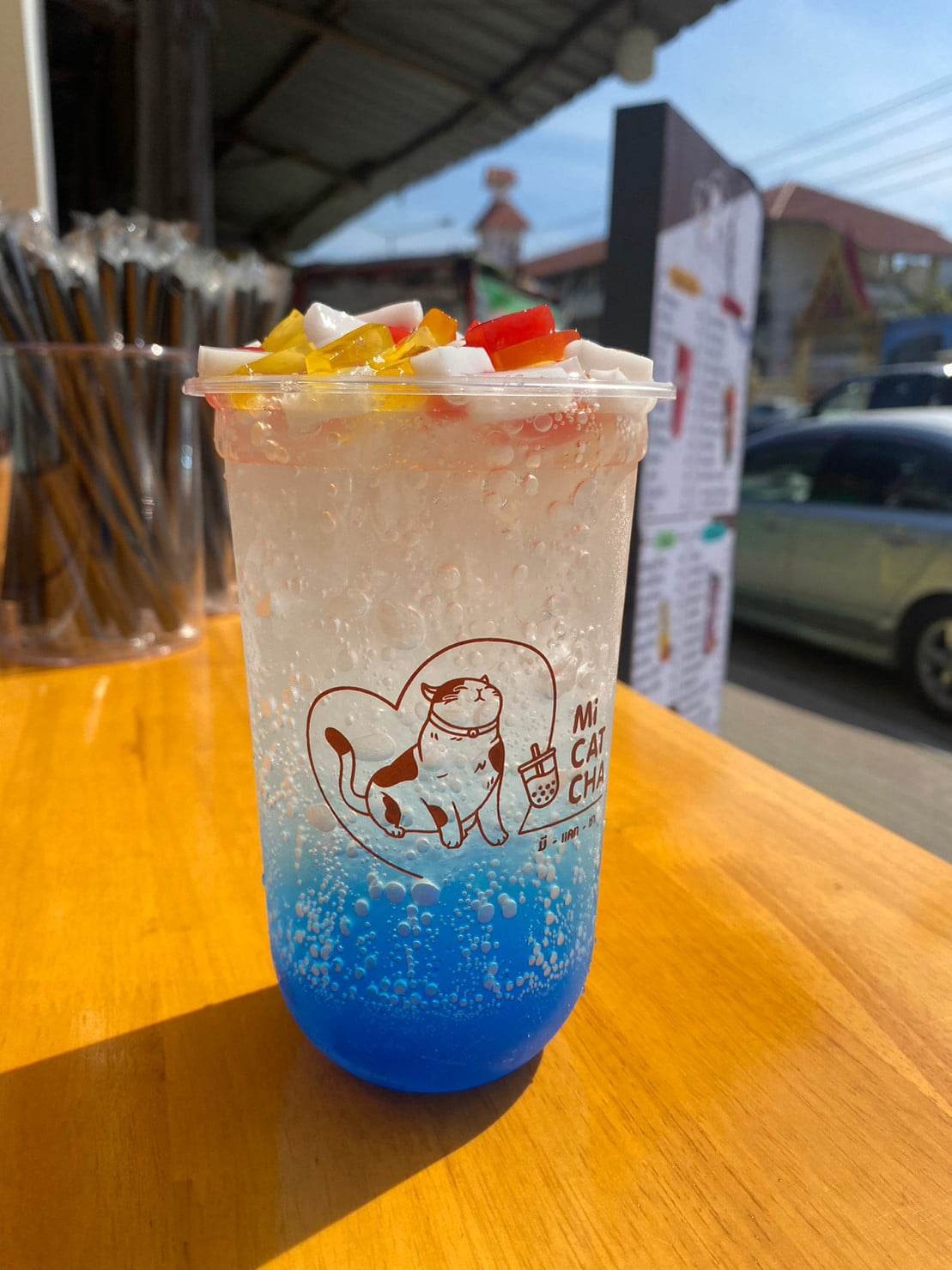 ร้าน Mi CAT CHA สาขาอ่างทอง ตรงข้ามคุมประพฤติจังหวัดอ่างทอง | รีวิวร้านอาหาร