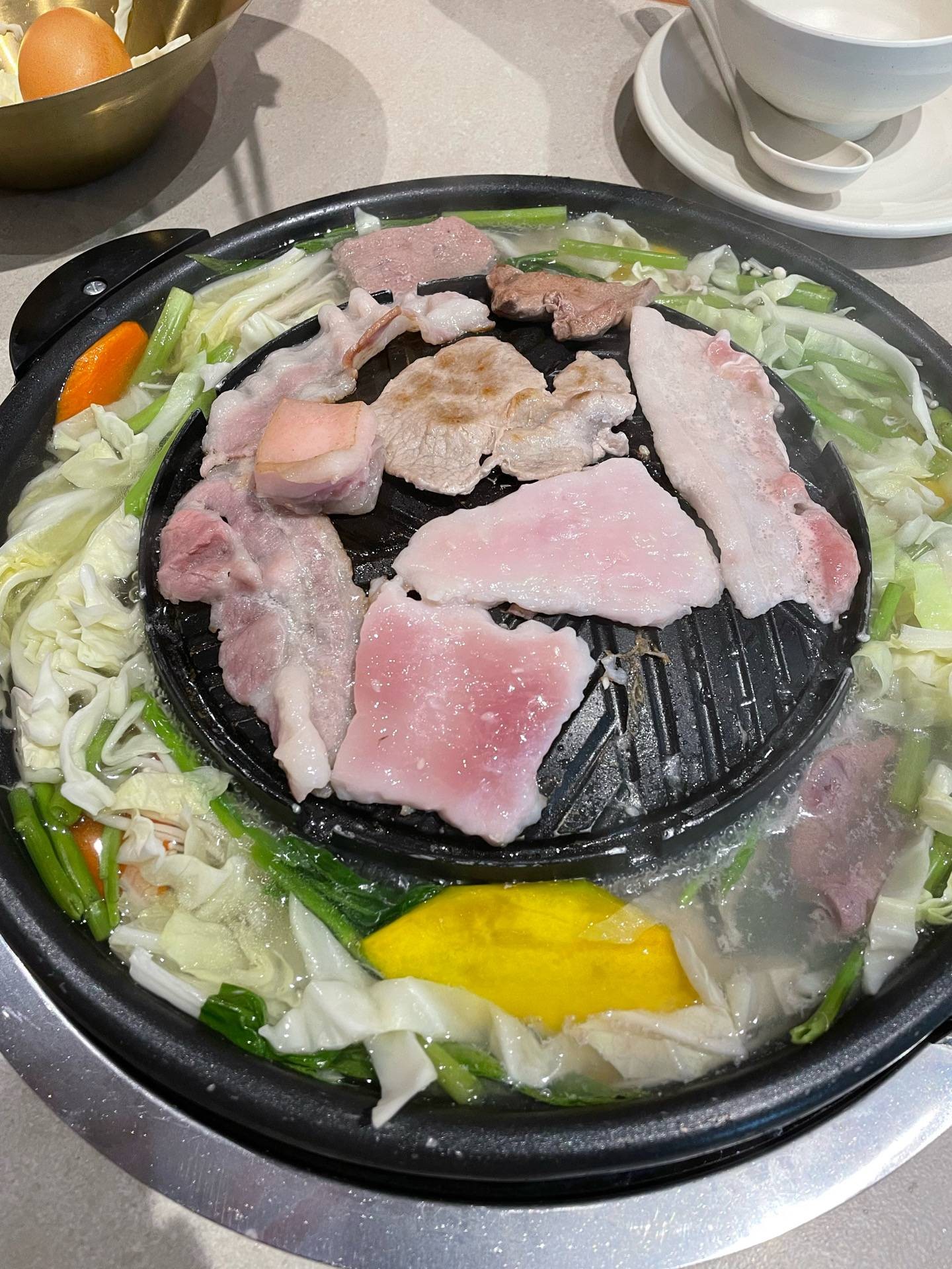 รีวิว Hey Mookrata - รสขาติกลางๆ ราคาค่อนข้างสูง เมนูยำราคาสูงไป
