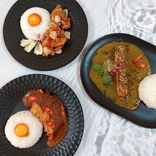 ร้าน II Cups Café and Restaurant Dusit ทูคัพส์ คาเฟ่ แอนด์ เรสเตอรองท์ ...