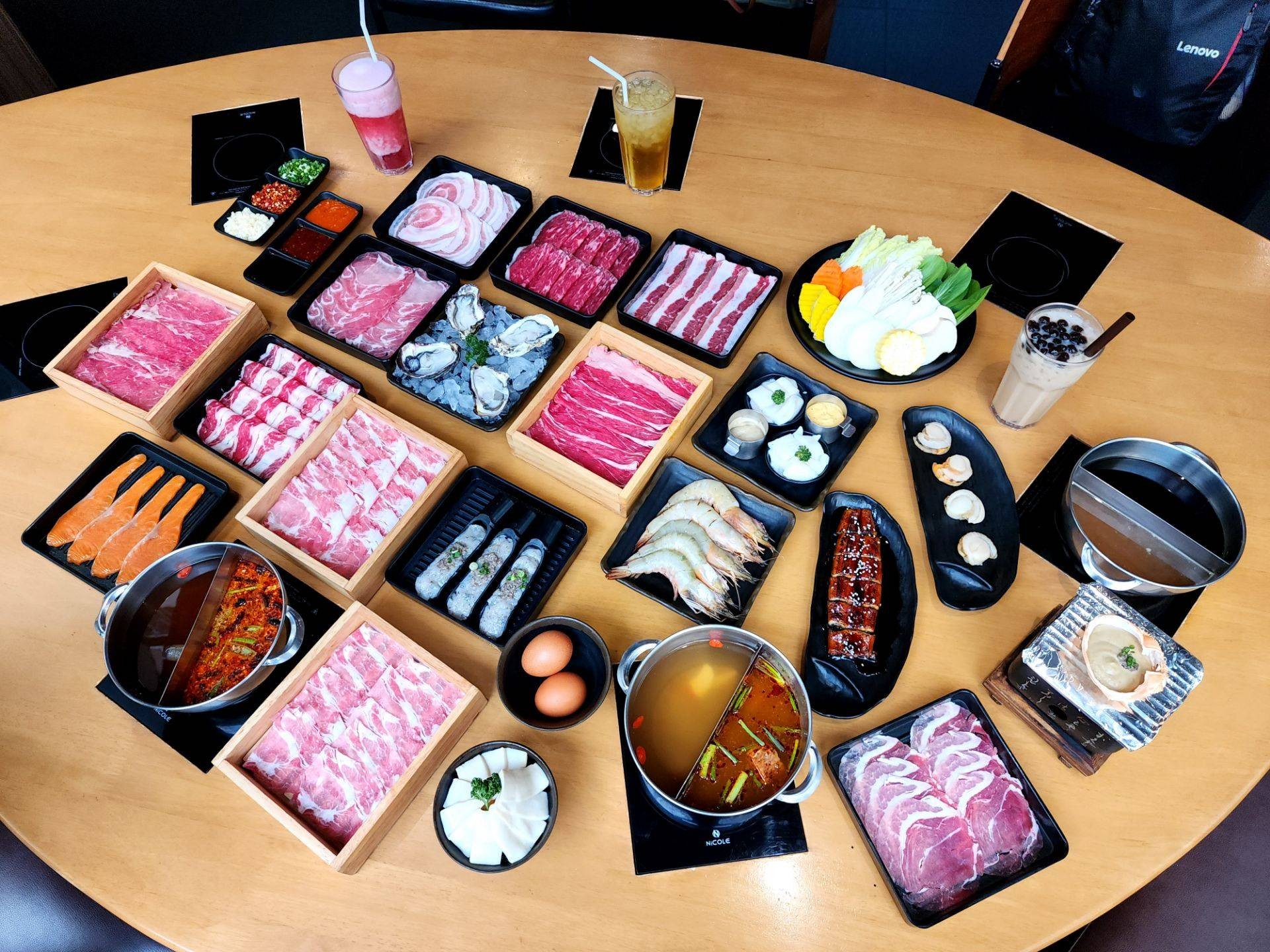 รีวิว YOU&I Premium Suki Buffet The Mall Bangkae - ทานหมูไอเบริโอลายหิน ...