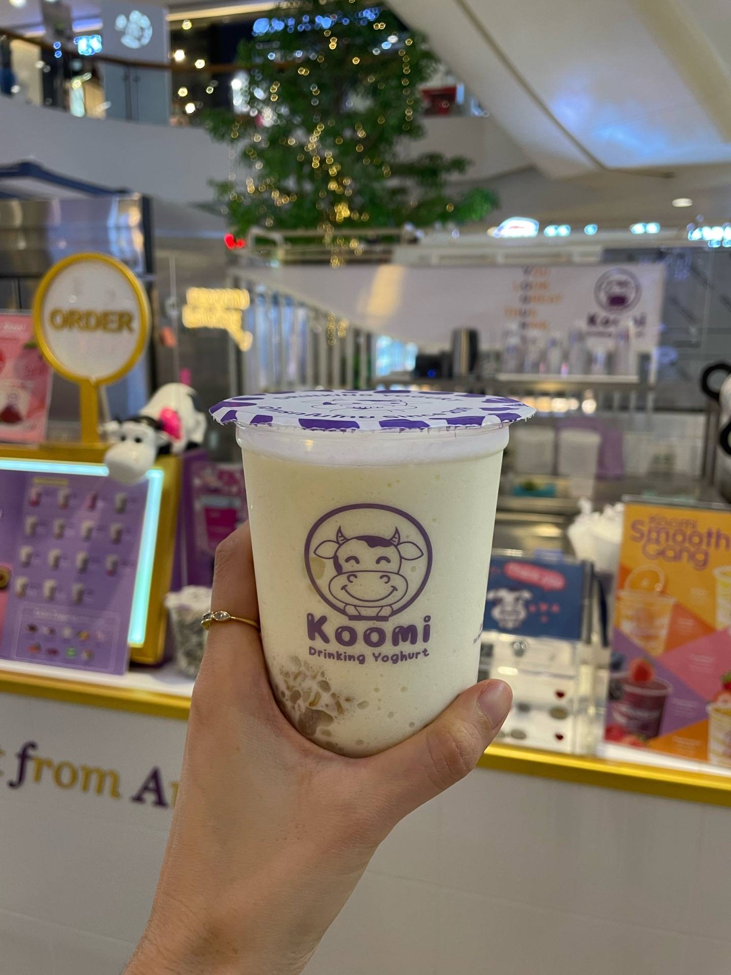 รีวิว Koomi Central Rama9 - Early run out of some topping