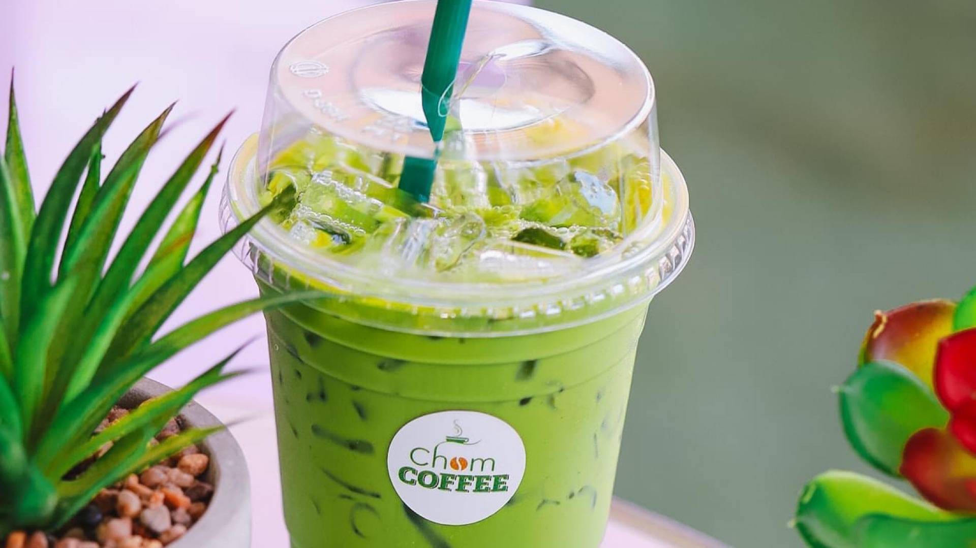 Chom COFFEE หน้าสำนักงานสาธารณสุขลำปาง - สั่งอาหารเดลิเวอรี | Wongnai x ...