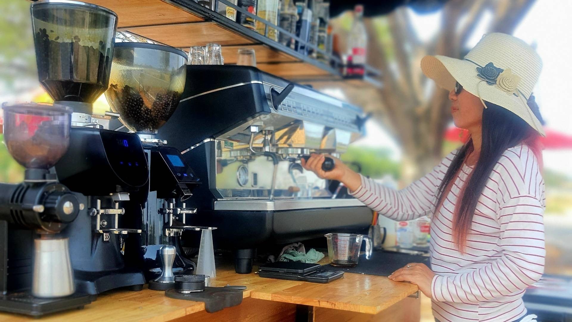 วานซืน สตรีทคอฟฟี่ (wan-suen street Coffee)ร้านเดิมหน้าสวนสุขภาพ ...