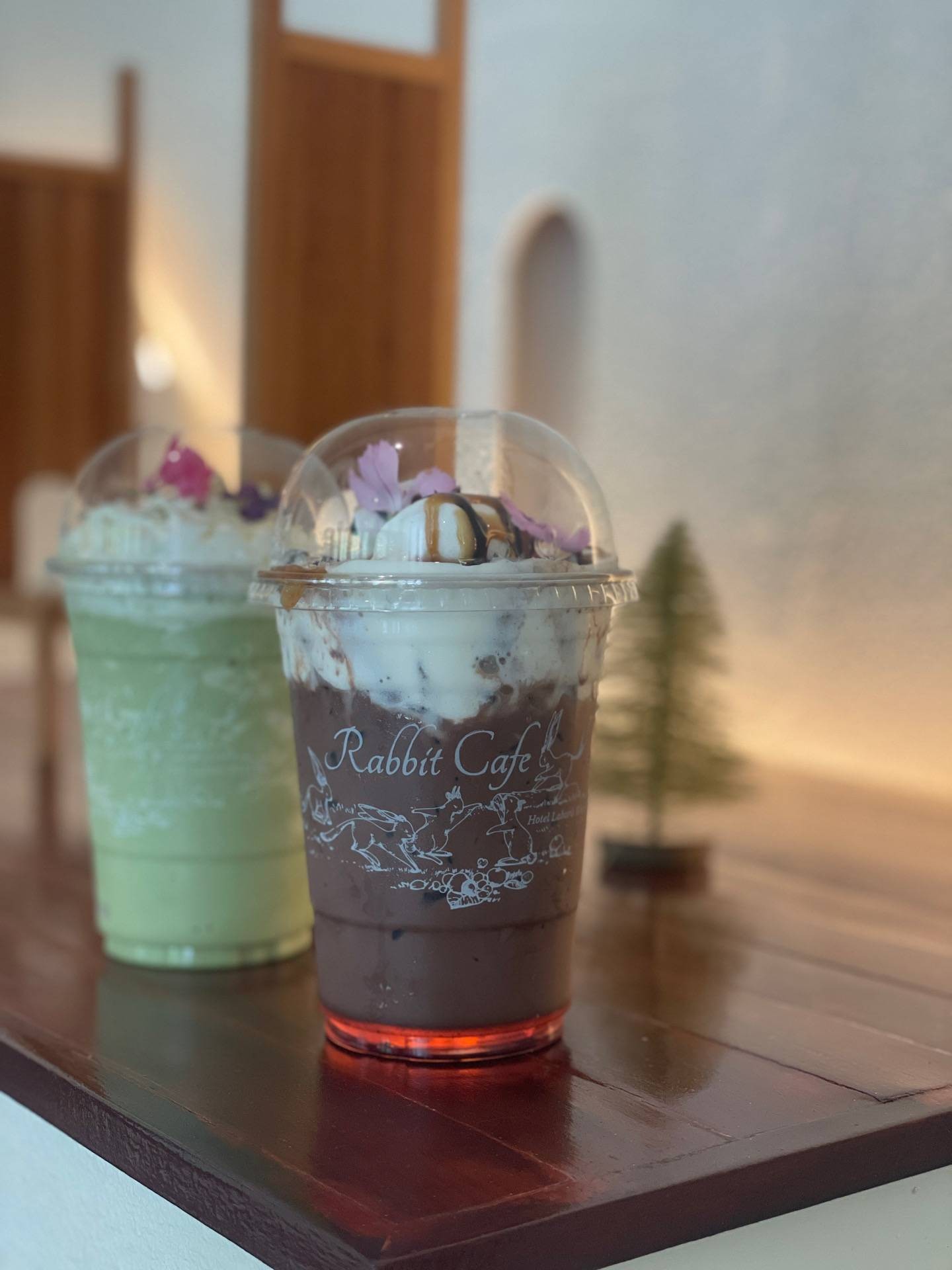รีวิว Rabbit Cafe by Hotel Labaris - เห็นร้านจาก gg map ขนมกับน้ำอร่อย ...
