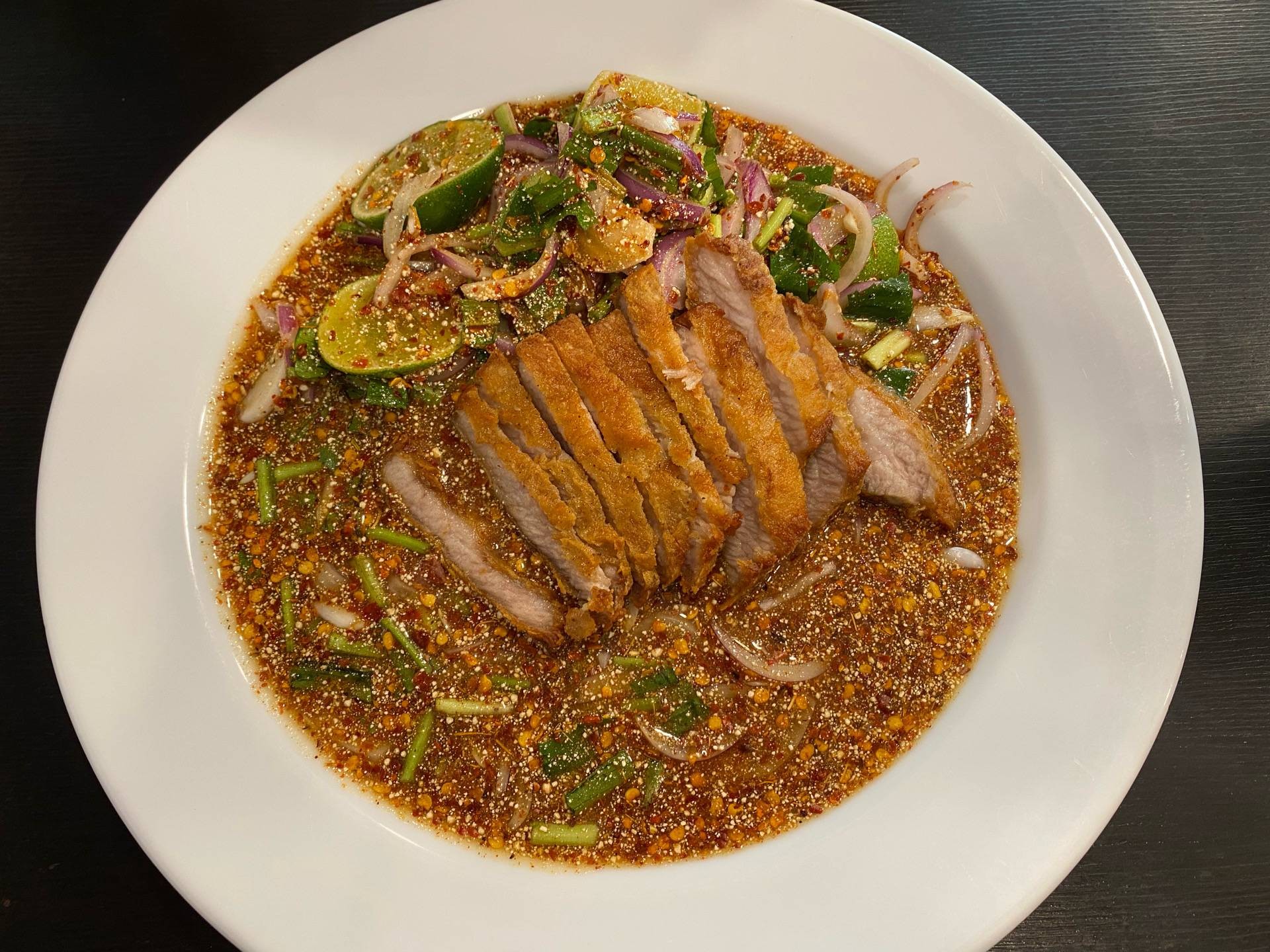 ยำคอหมูข้าวคั่ว ร้าน อีเปีย EPIA รัชดา