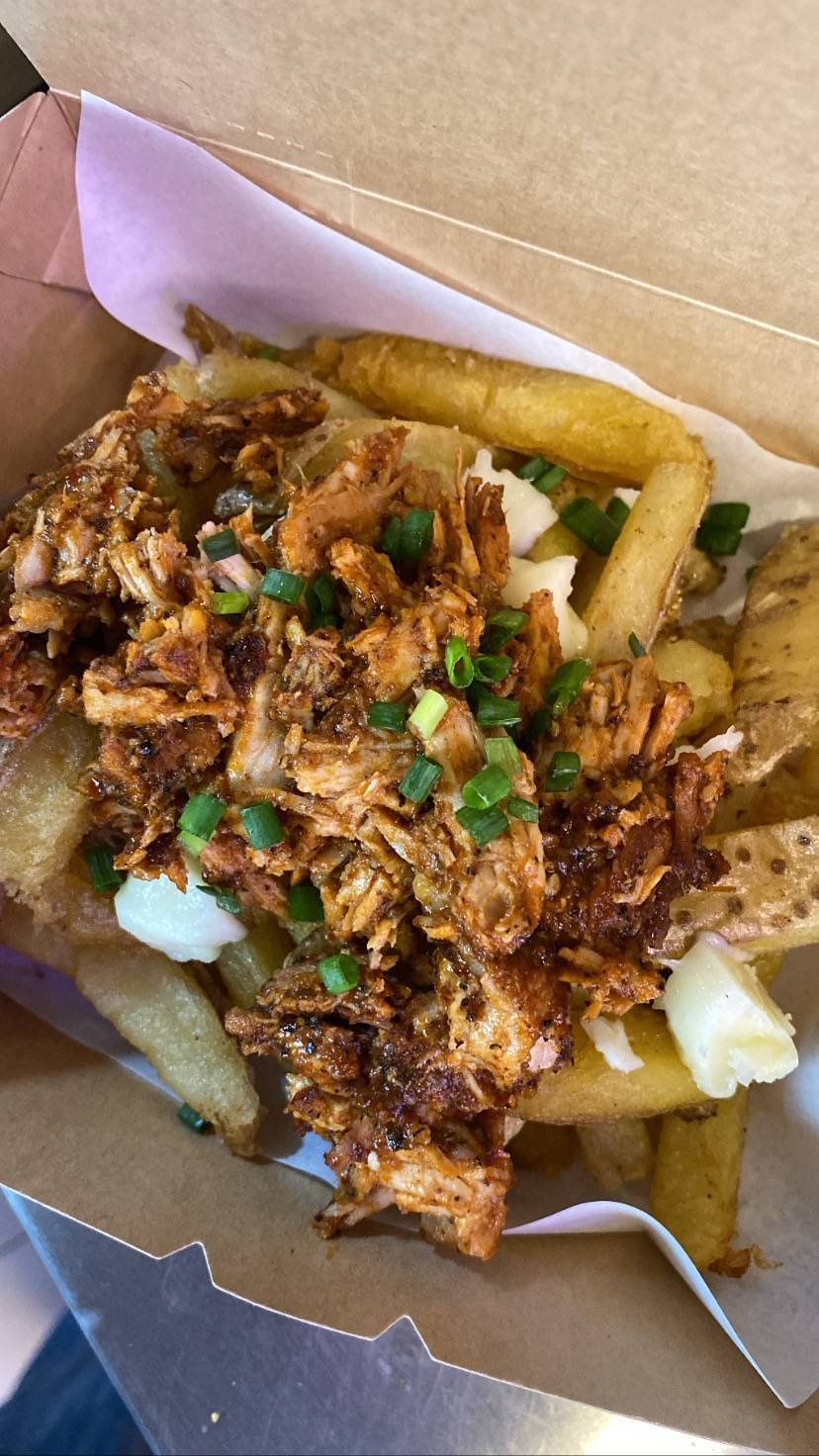 ร้าน BAD POUTINE ทรงวาด | รีวิวร้านอาหาร