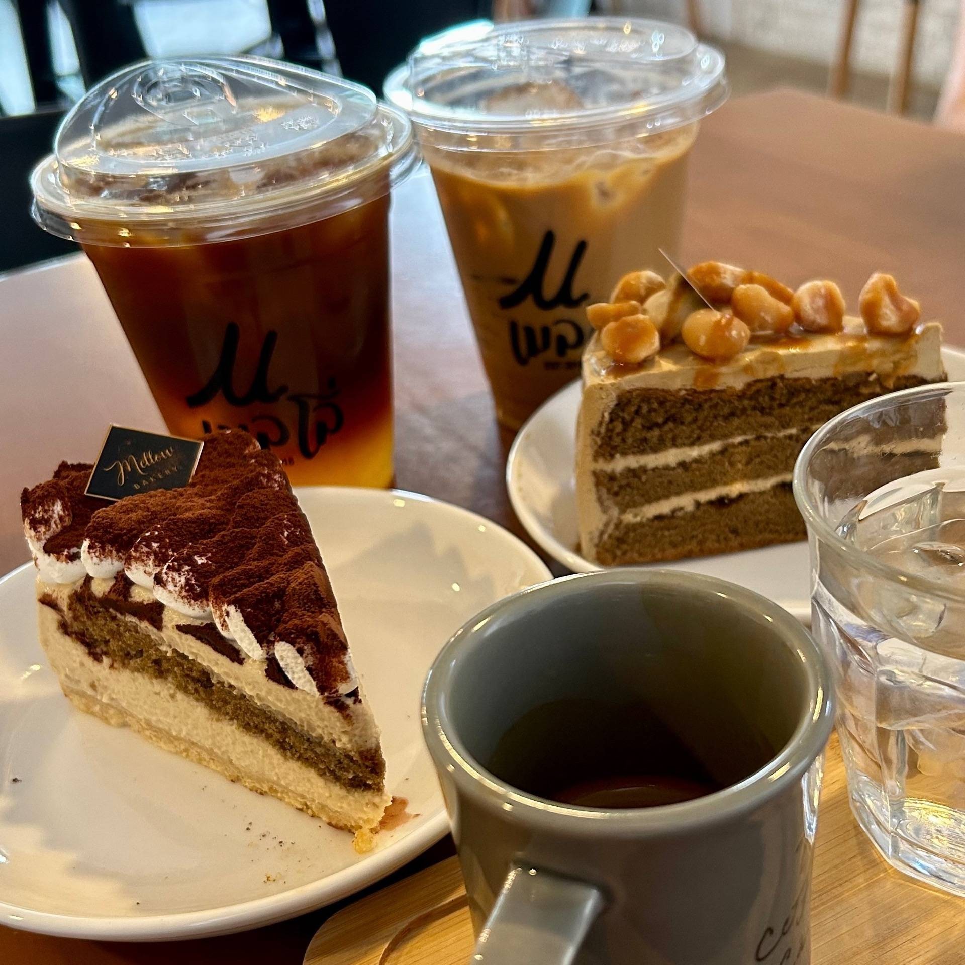 รีวิว Mellow coffee เมลโล่ - คุ้มค่าแก่การเดินทางมากินเค้กและกาแฟ