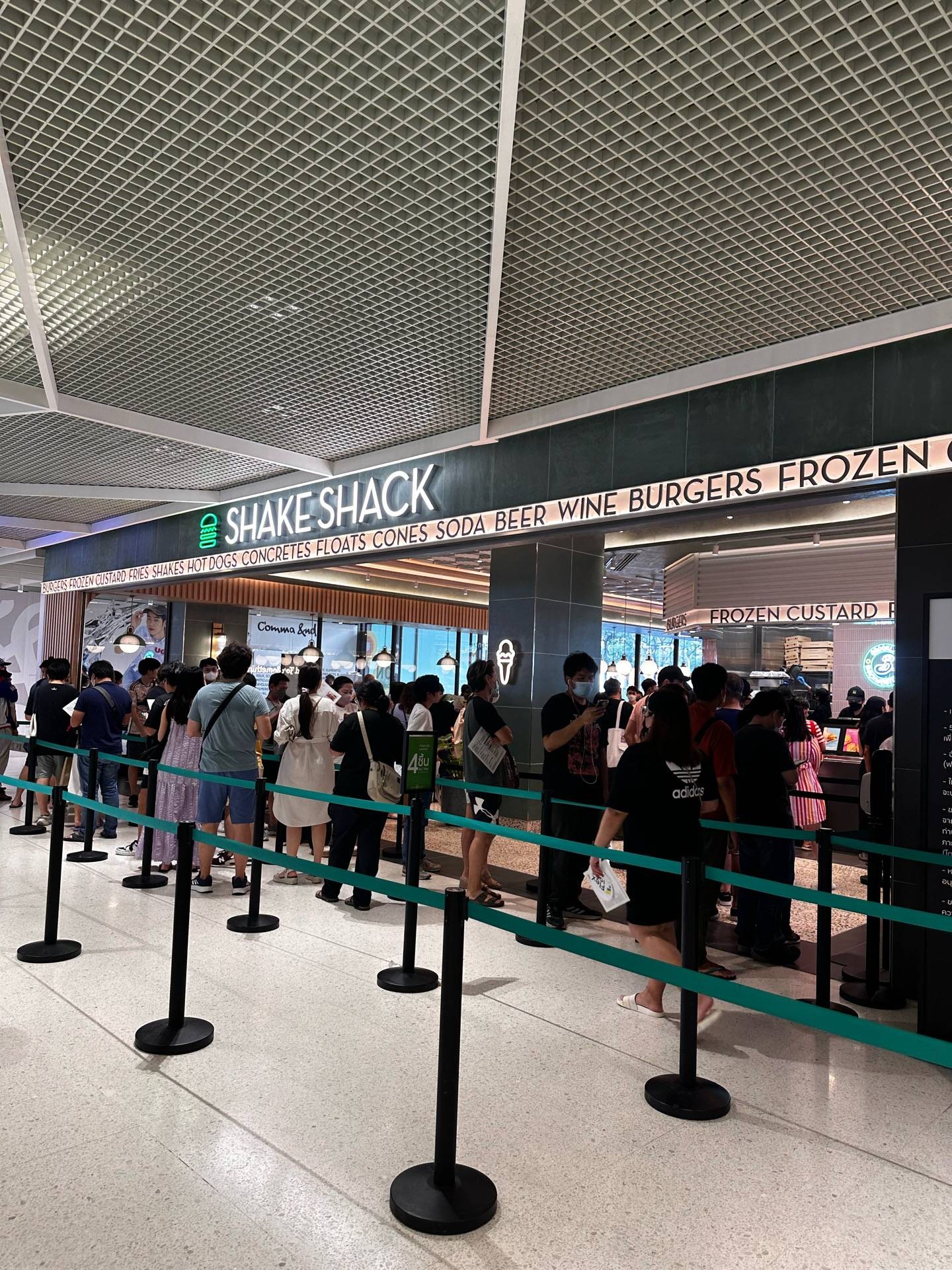 รีวิว Shake Shack CentralWorld - Shake Shack Thailand