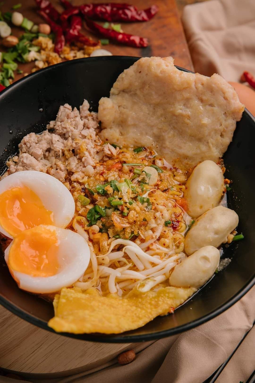 ร้าน ชามแซ่บ ก๋วยเตี๋ยวต้มยำ คู้บอนซอย5 | รีวิวร้านอาหาร