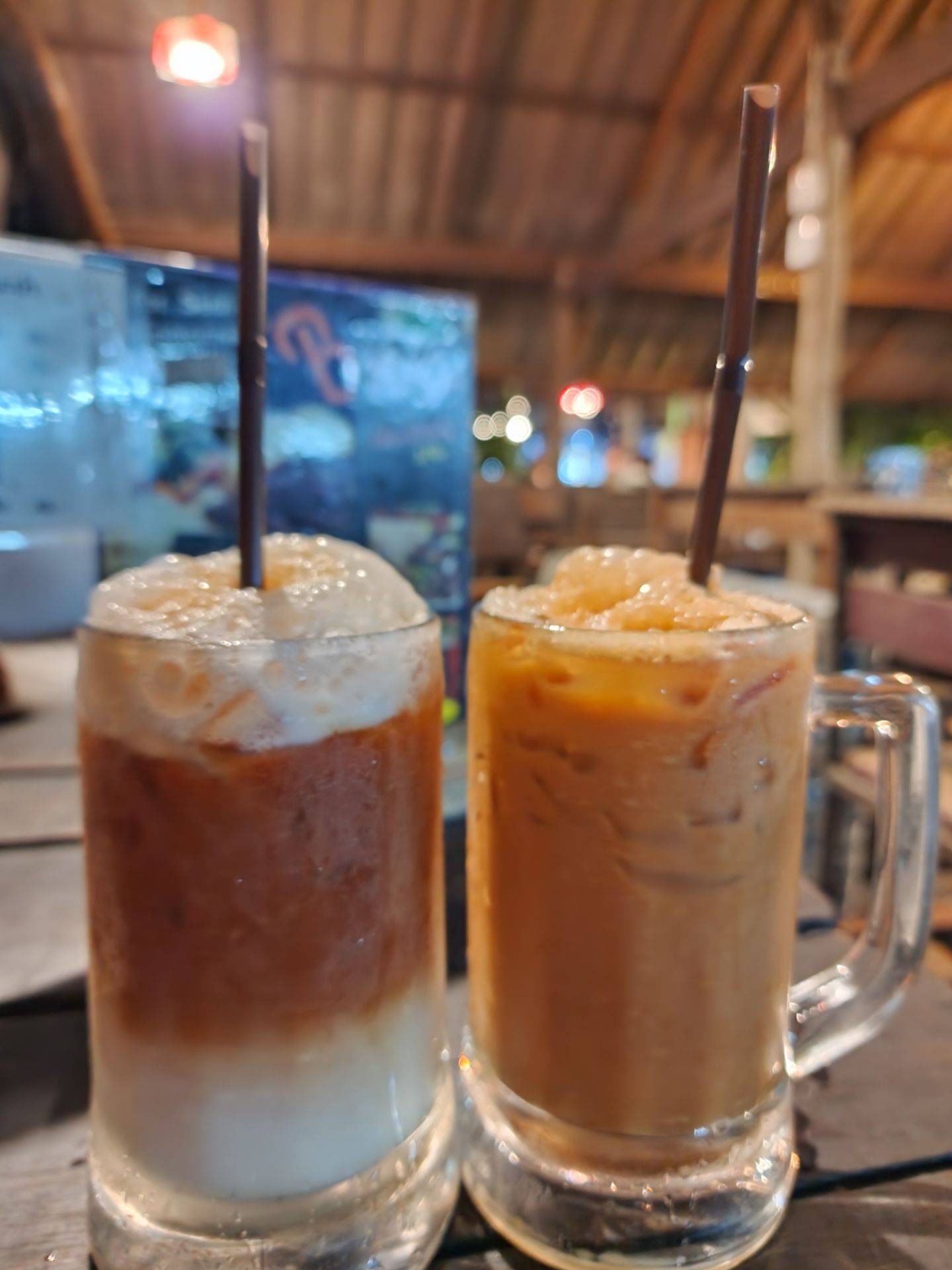 รีวิว Cha-Chak Forseen - ชาชัก โรตี คือดี แต่มืดไปหน่อย