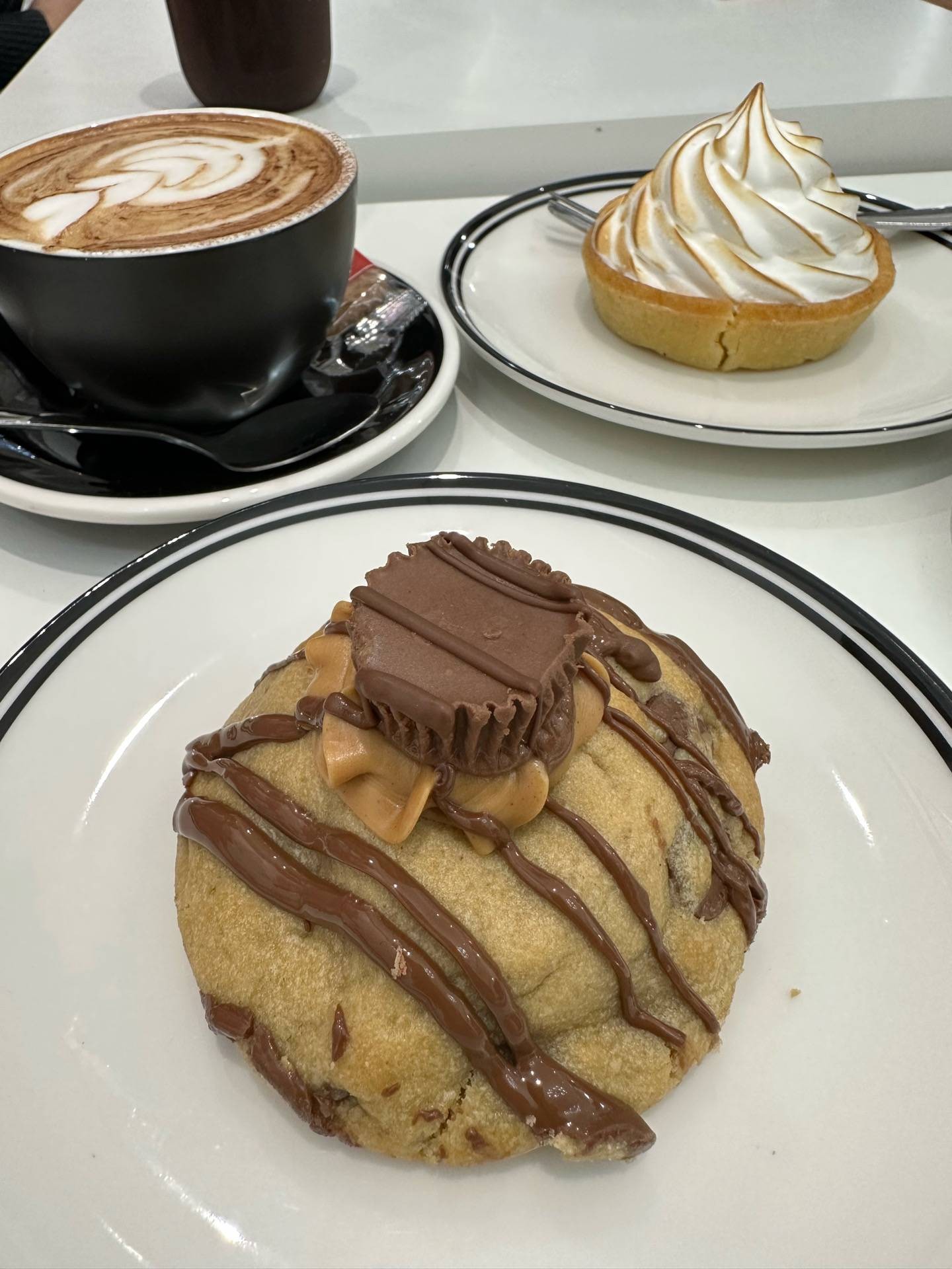 รีวิว Infinity World 2D Cafe - คาเฟ่สไตล์ 2D เก๋ๆ กาแฟขนมอร่อย