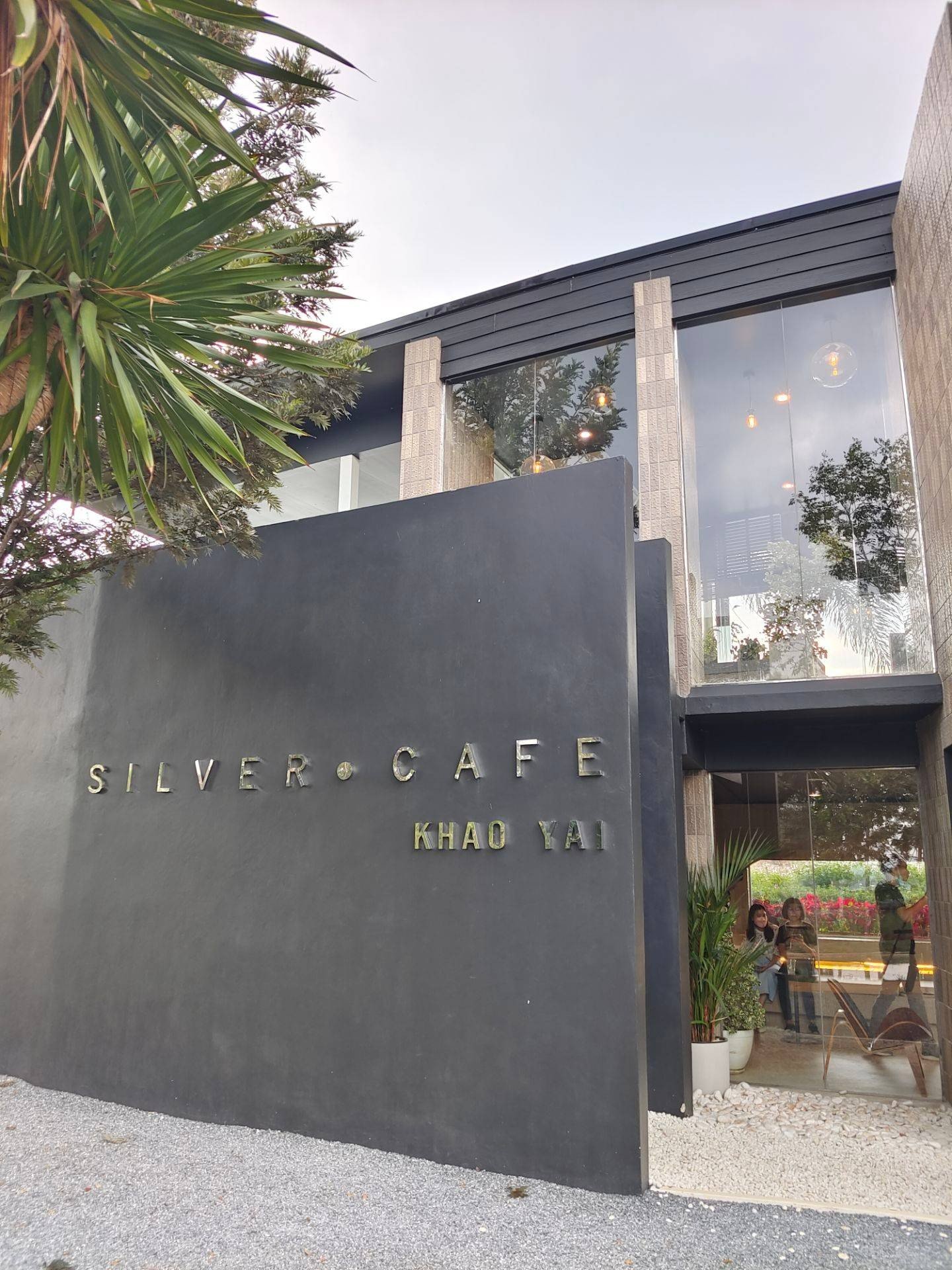 รีวิว Silver Cafe Khaoyai - ร้านคาเฟ่ใหม่ ย่านเขาใหญ่ เครื่องดื่มอร่อย ...
