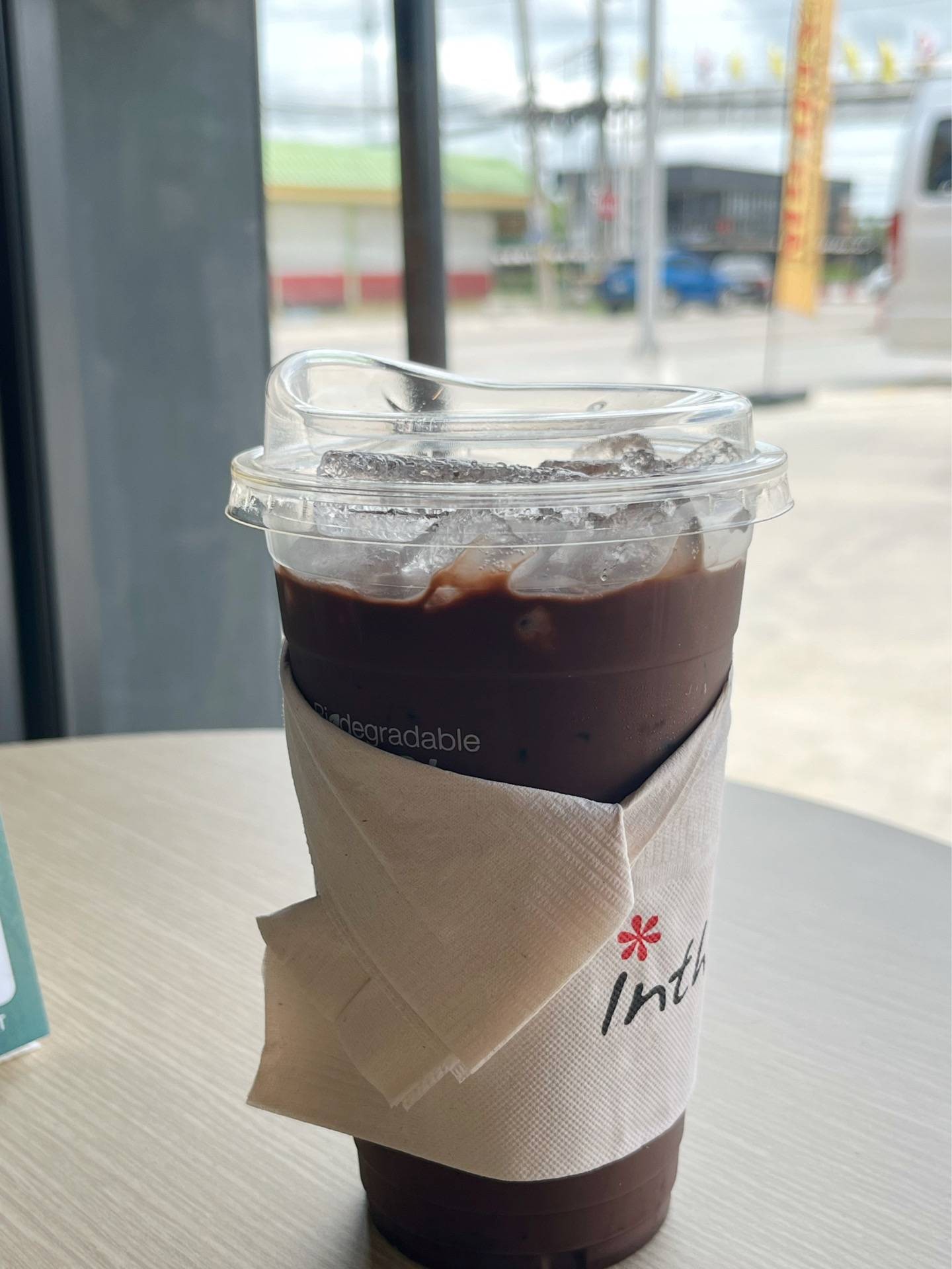 รีวิว Inthanin Coffee ตลาดเจริญ (ปากทางวัดไร่ขิง) - ขึ้นชื่อเรื่องโกโก้ ...