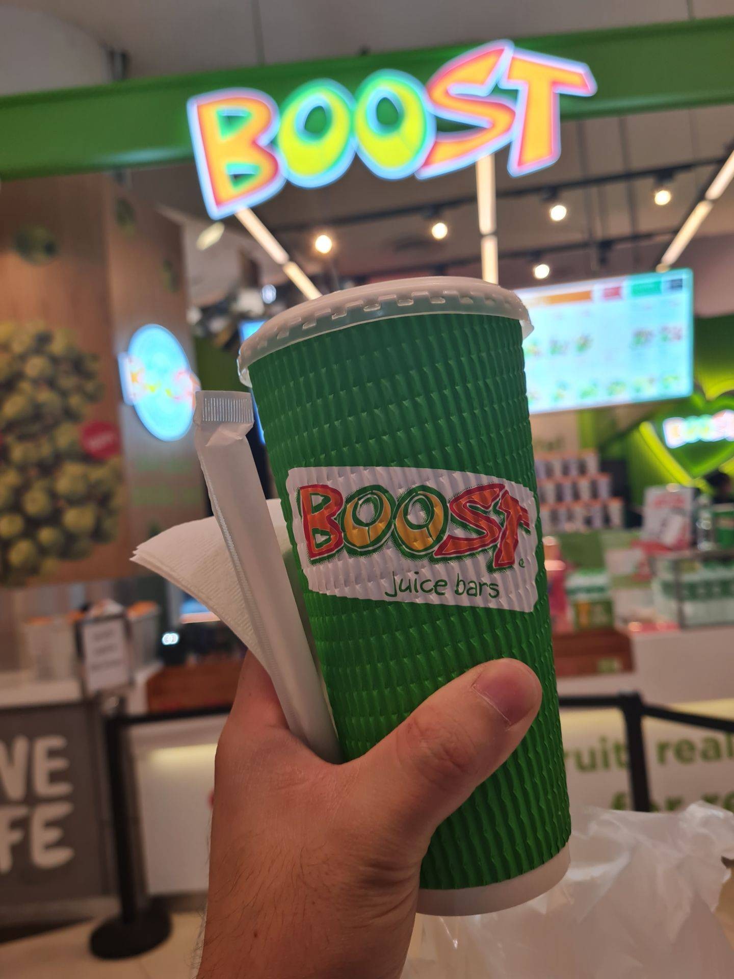 รีวิว Boost Juice Bars Siam Paragon - ร้านสมูทตี้เจ้าดังที่มีคนรอคิวตลอดเวลา