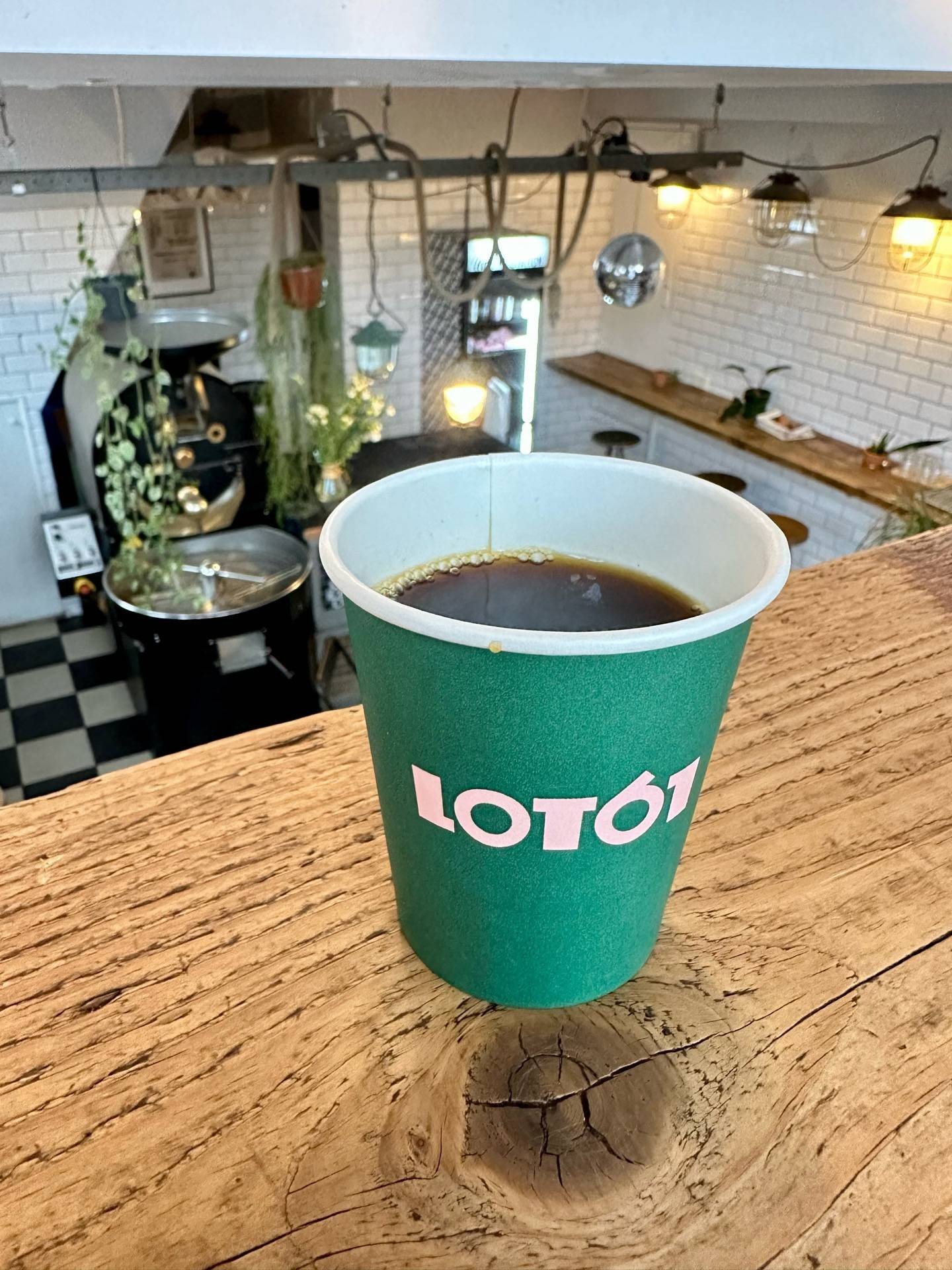 ร้าน LOT61 Coffee Roasters อัมสเตอร์ดัม | รีวิวร้านอาหาร