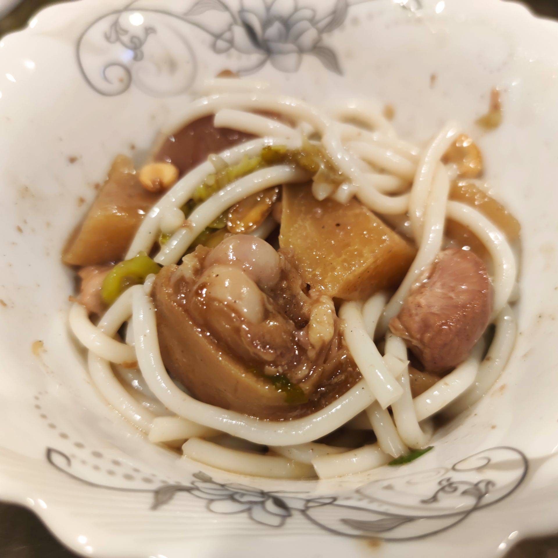 รีวิว ขนมจีนไหหลำเจ๊ตา ต้นตำรับ รสชาติโอเค ราคาไม่แรง