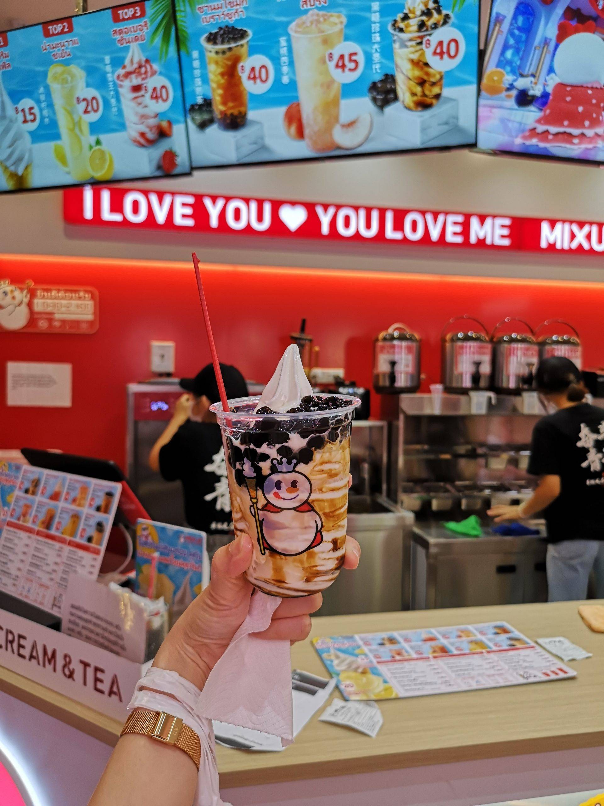 รีวิว Mixue Silom Complex - ร้านเครื่องดื่ม-ไอศกรีม แบรนด์จีน สดชื่นน ในราคาประหยัด - Wongnai