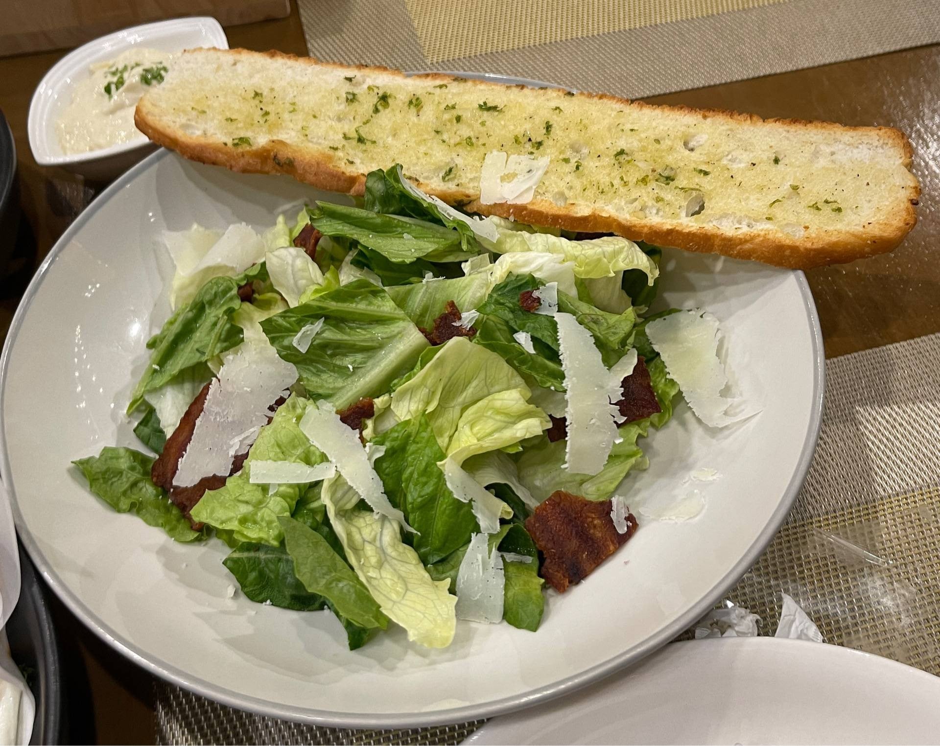 รีวิว Buffalo Bear (HOB Cafe & Bistro) - Good food, Good service