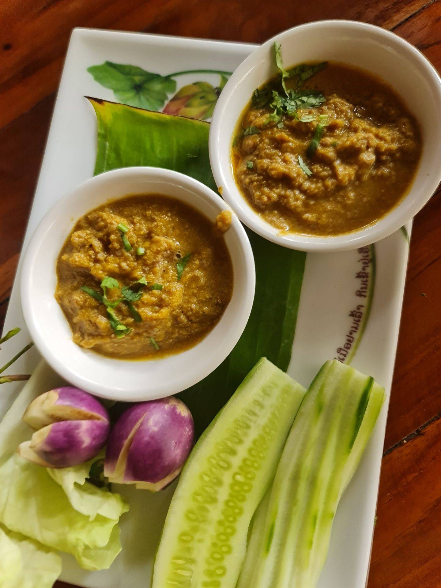 รูป ครกไม้ไทยลาว ลาดปลาเค้า